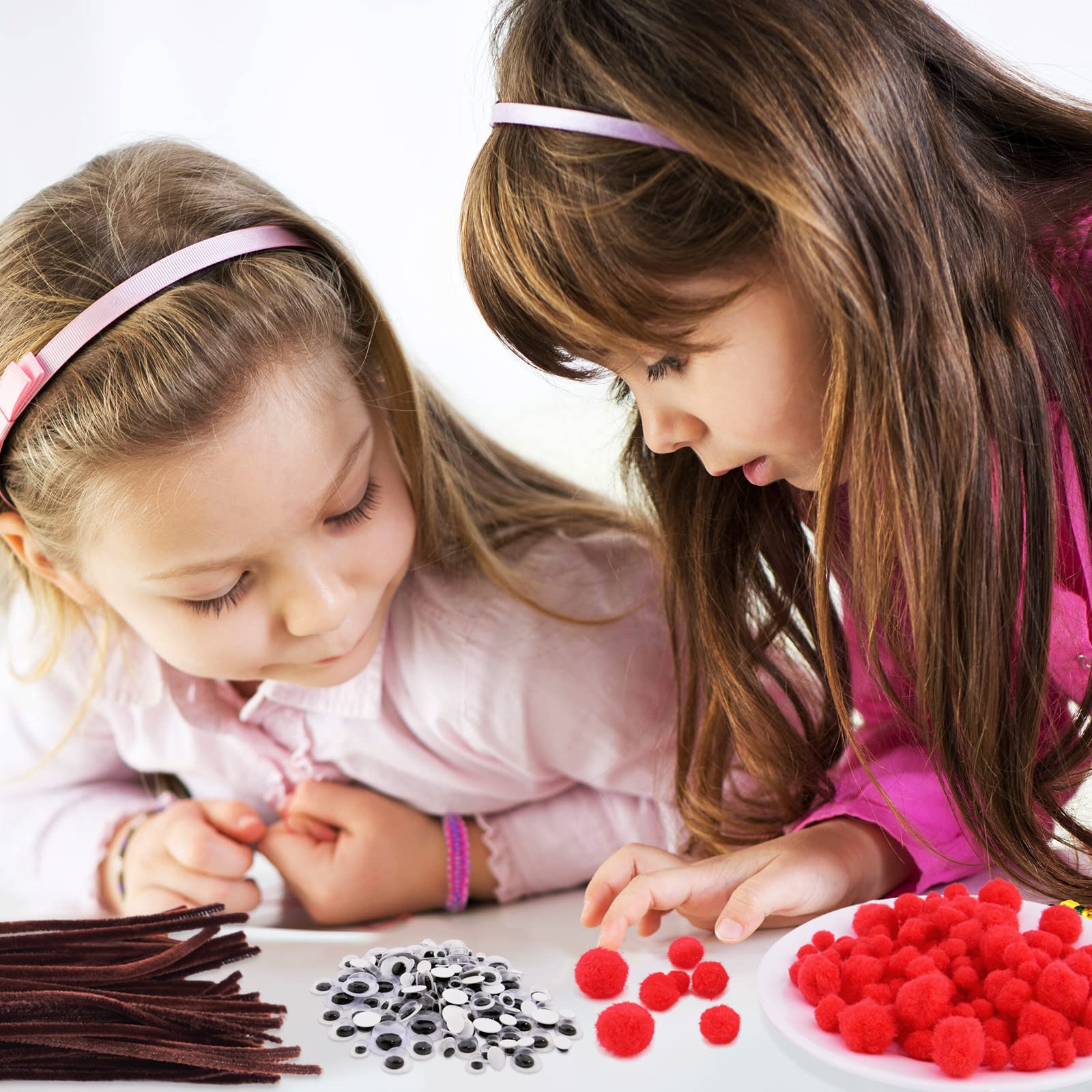 OOQCMM 450 Pieces Christmas Brown Pipe Cleaners Set, Includes 150 Pieces Chenille Stems, 150 Pieces Wiggle Eyes and 150 Pieces Pompoms for Christmas Art Craft