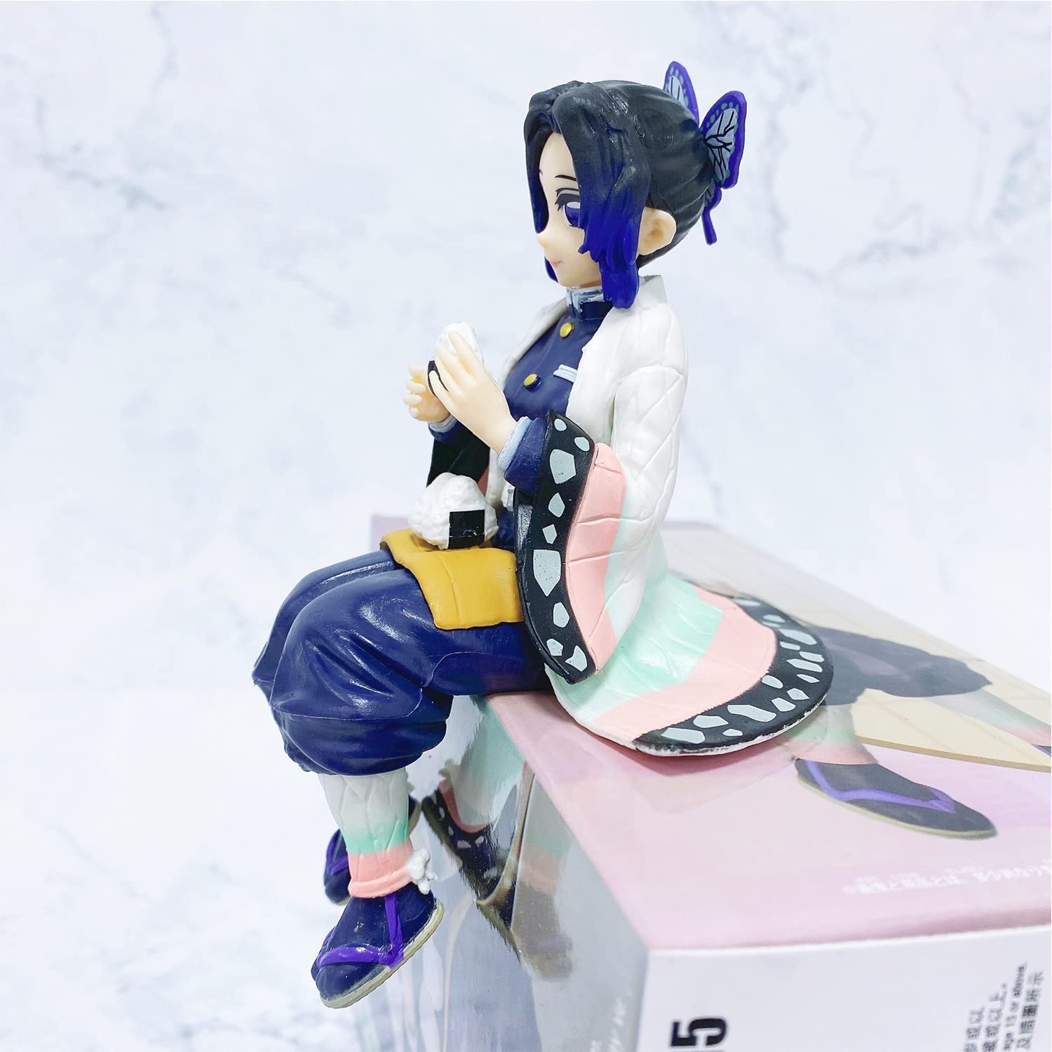 MHCYKJ Shinobu Figure Anime Devil Slayer Eating Rice Balls Sitting Pose Character Action Figure Desk Decor Collection Toy