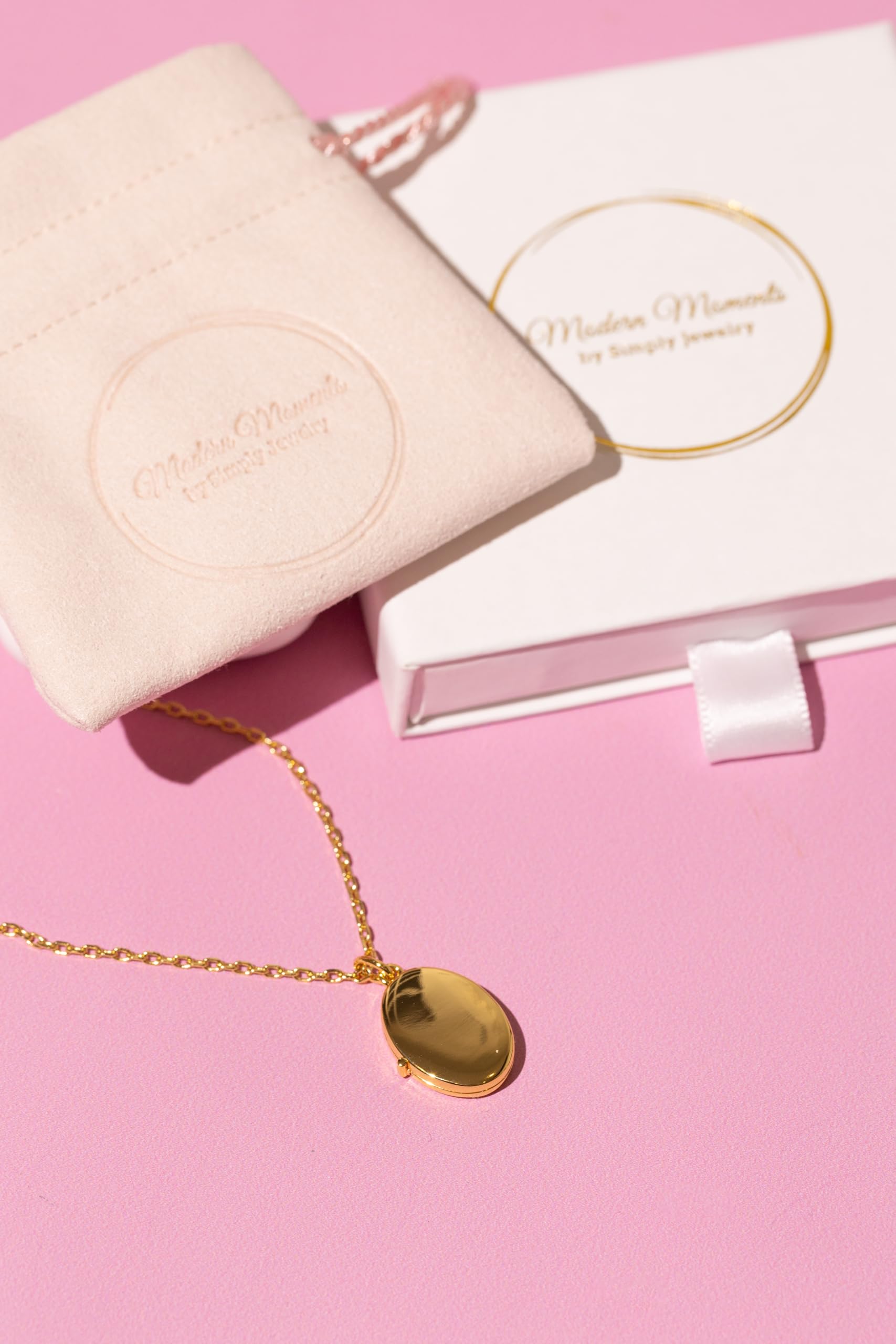 Modern Moments Gold Locket Necklace For Women - Oval Locket Pendant Necklace With Picture Inside - 16-18"
