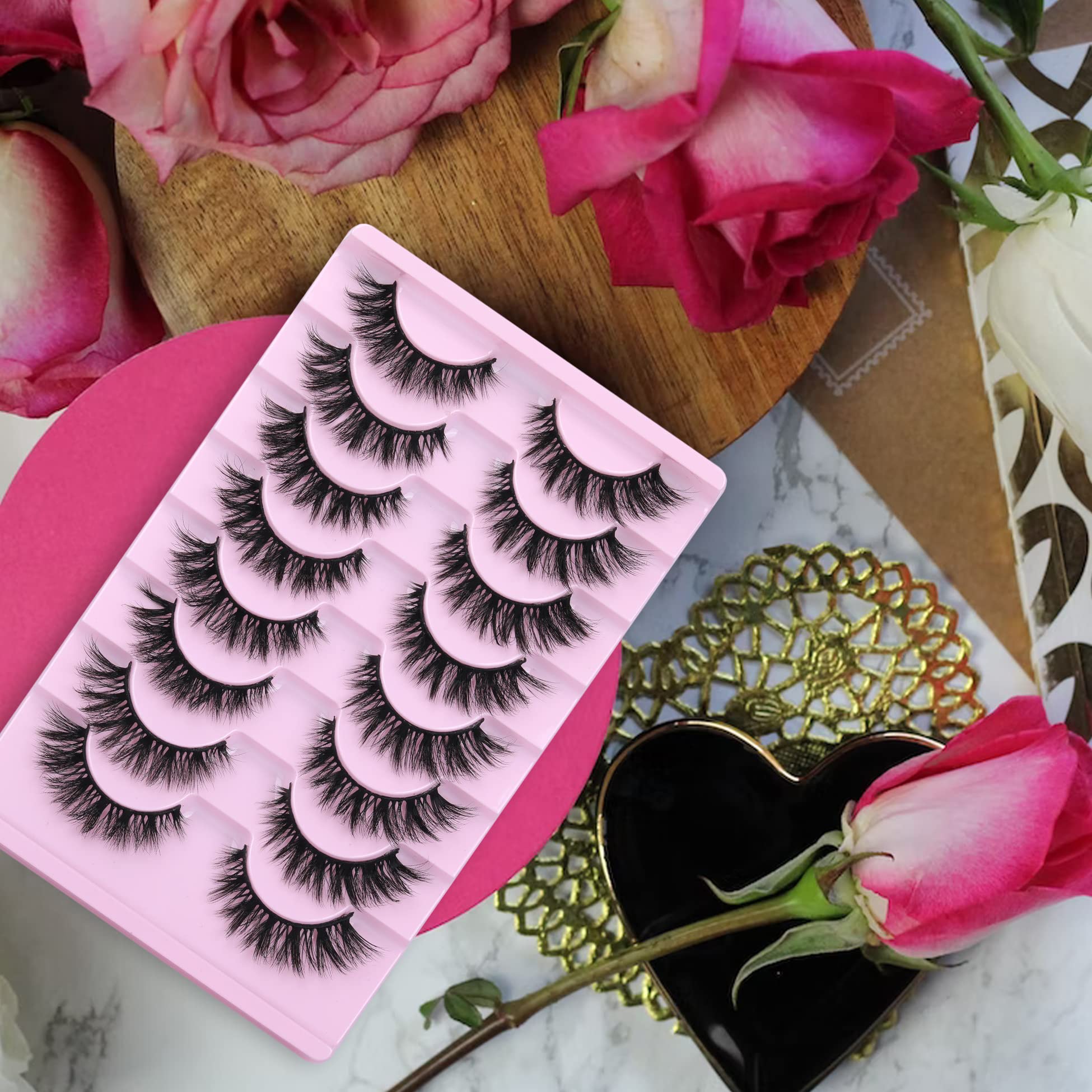 Lashes Cat Eye Natural Eyelashes Wispy 3D Curly Short Crisscross Mink Lashes 8 Pairs Fluffy Fake Eyelash Pack by Mavphnee