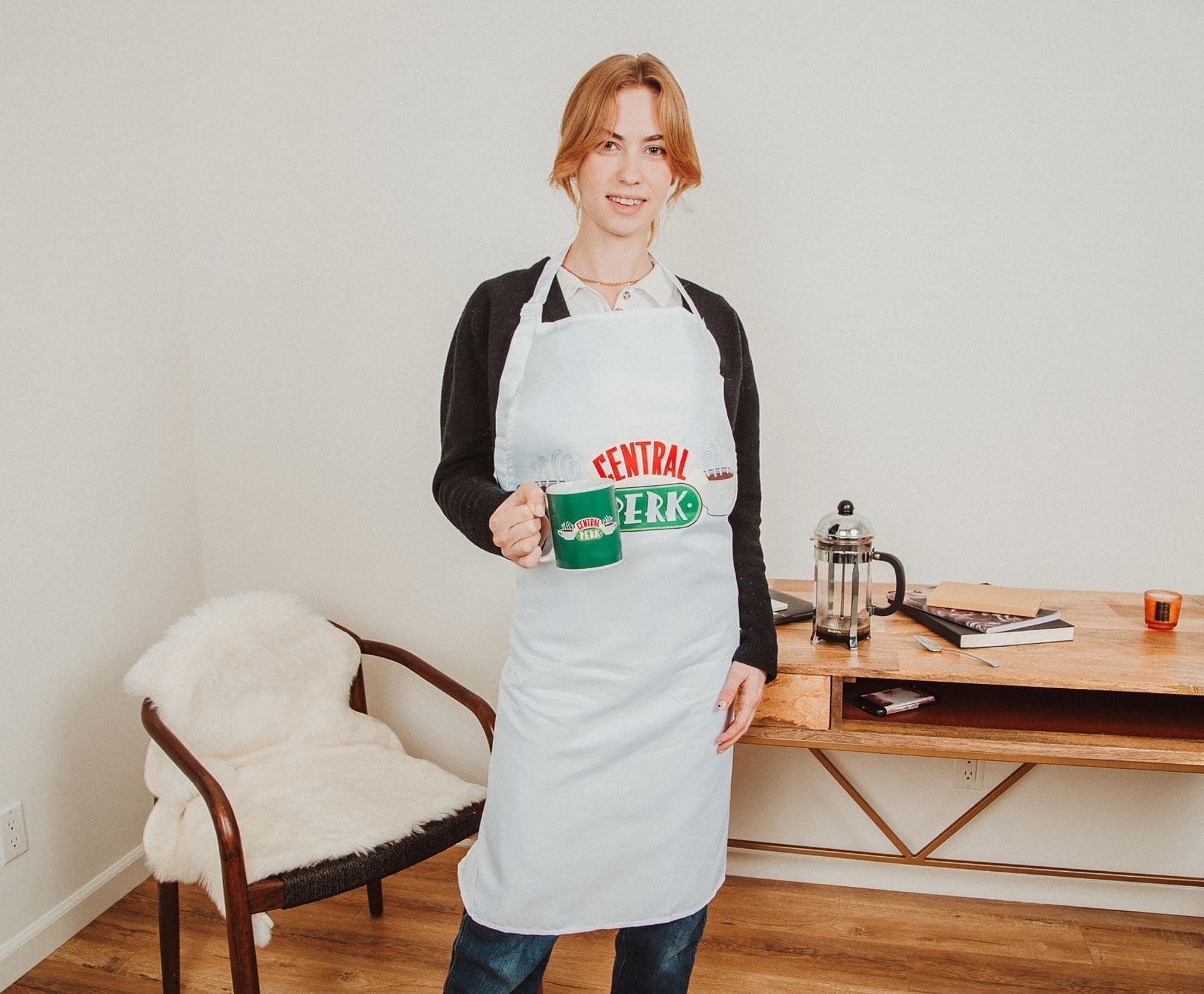 Paladone Friends Mug and Apron Gift Set Officially Licensed Merchandise