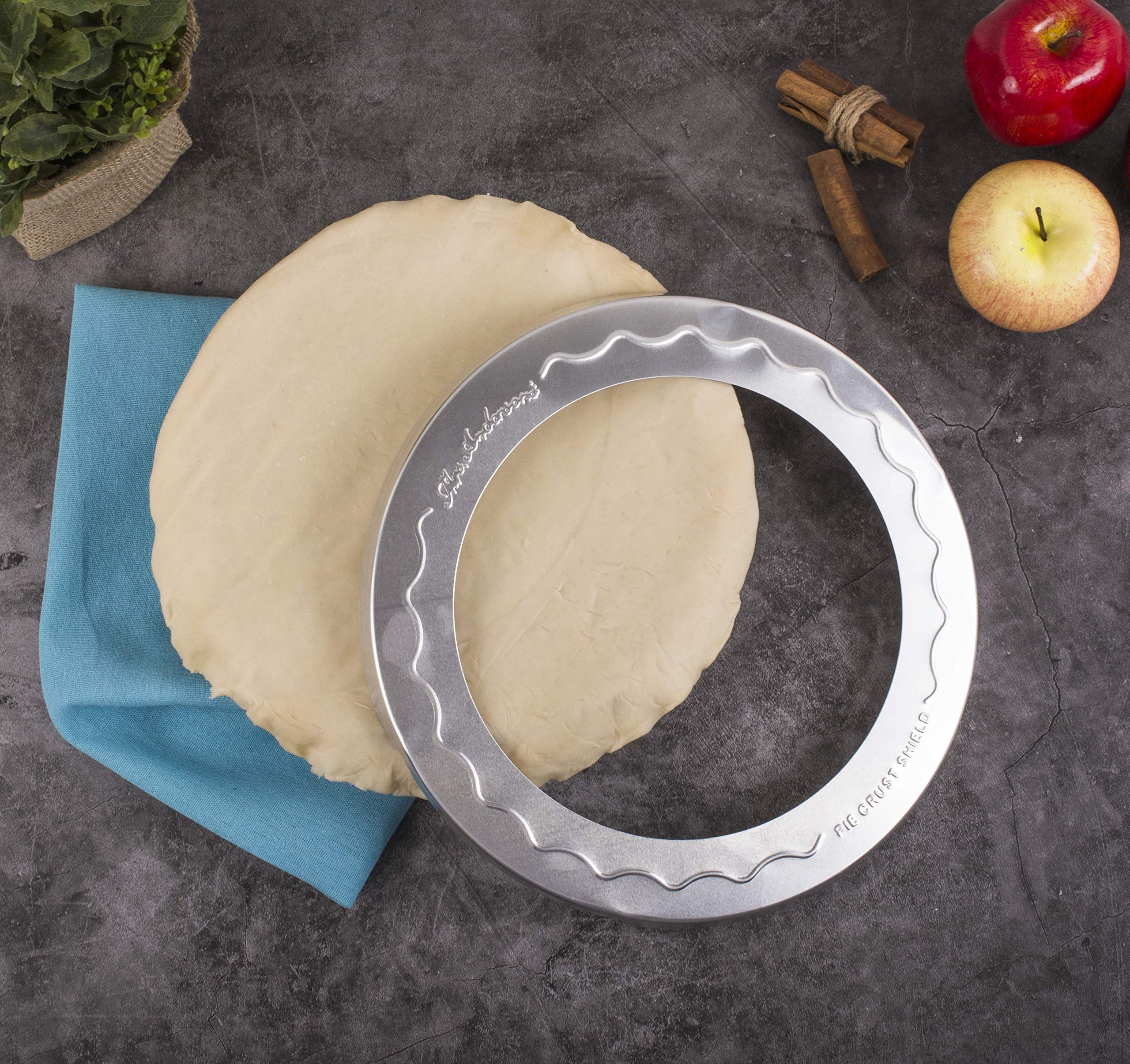 Mrs. Anderson's Baking Pie Crust Protector Shield, Fits 9.5 and 10-Inch Plates, Set of 2