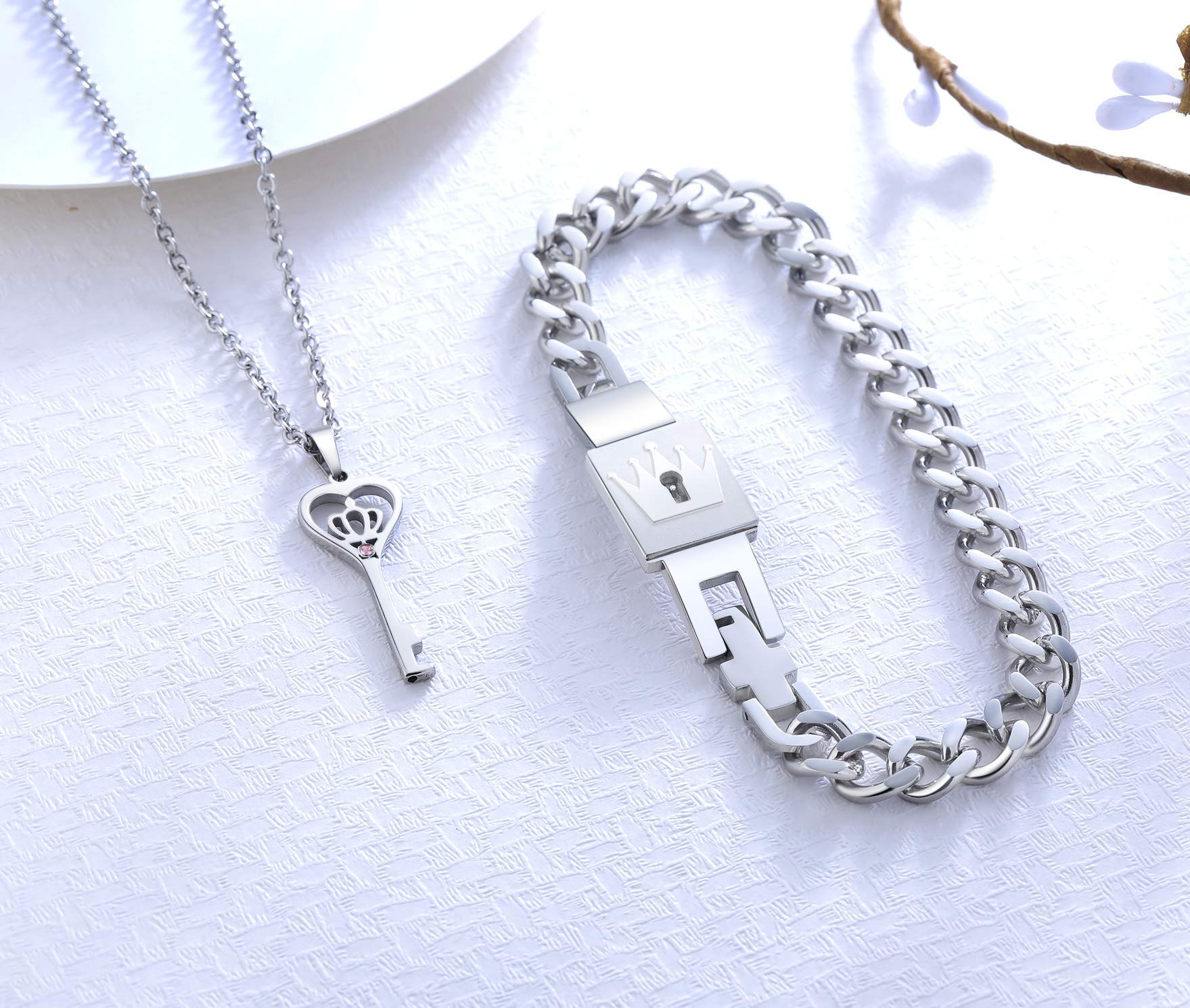 His & Hers Matching Set King Queen Couple Key Lock Bracelet and Pendant Set Couple King and Queen Jewelry in a Gift Box (A Pair)