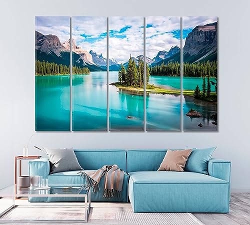 Jasper National Park with Maligne Lake Canada Canvas Print 1 Panel / 36x24 inches