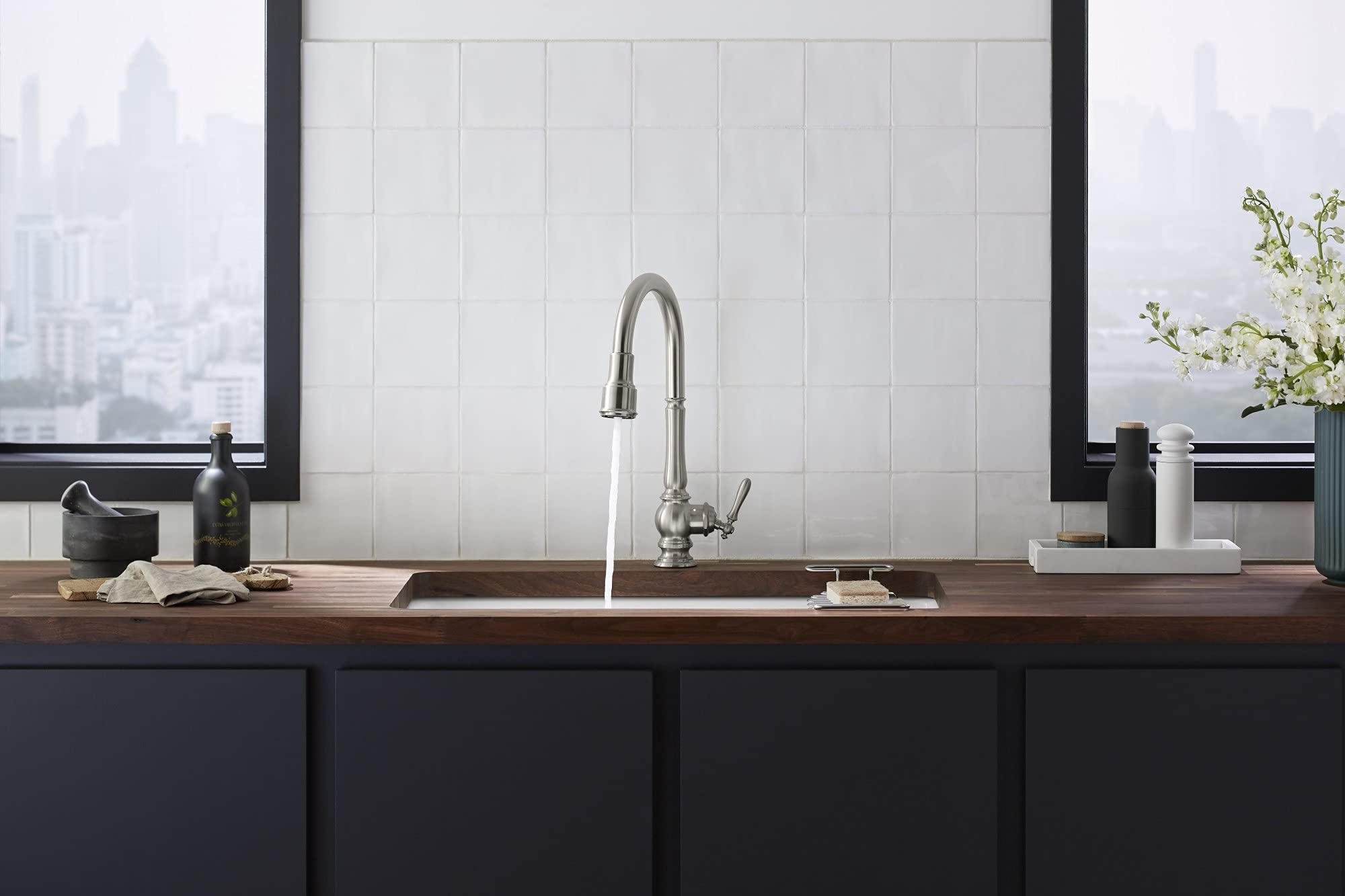 Kohler K-29709-VS Artifacts Touchless Kitchen Faucet with Pull Down Sprayer, Kitchen Sink Faucet in Vibrant Stainless