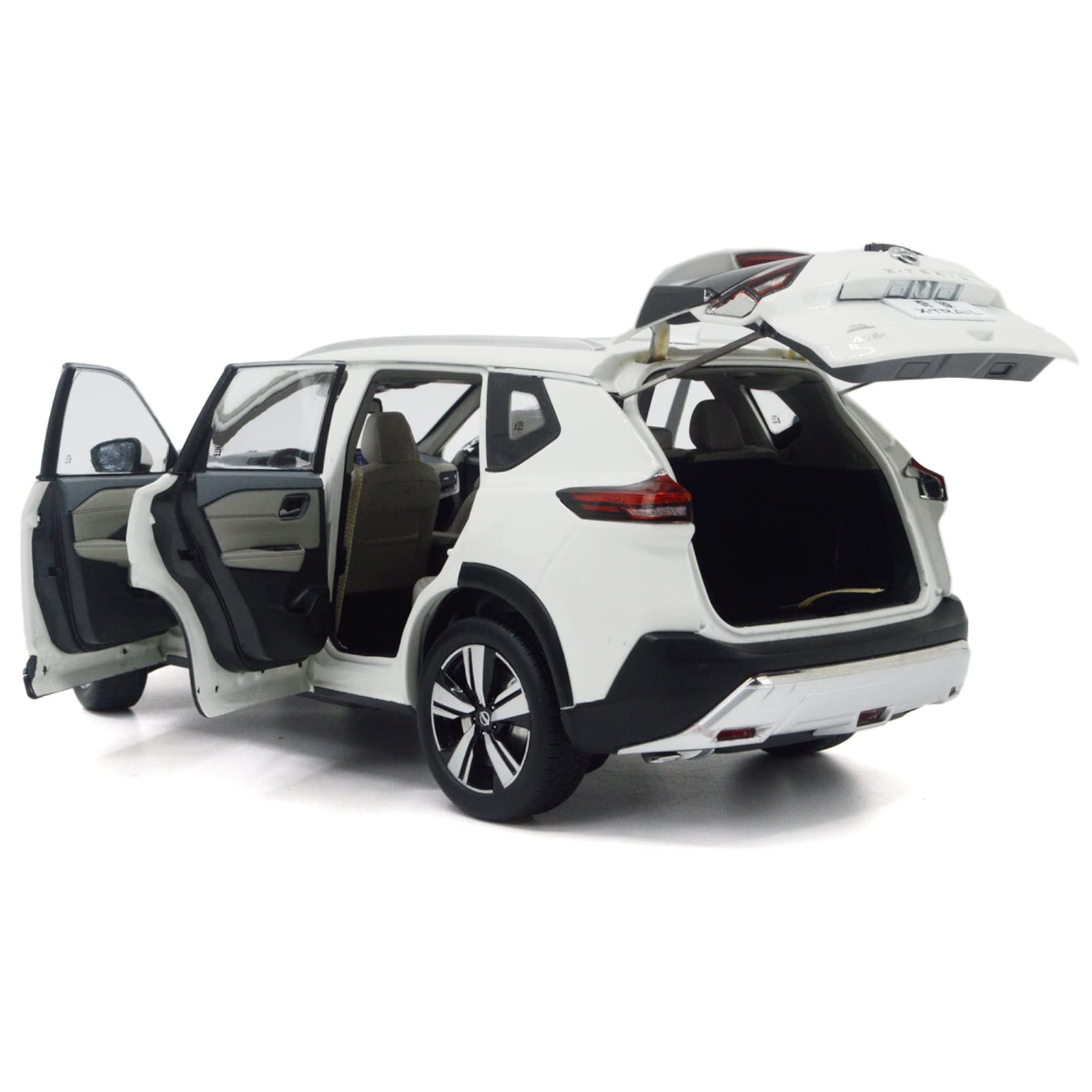 PAUDI MODEL 1/18 Scale Diecast Car X-Trail Minicar 2022 For Adults Collection Birthday Present White