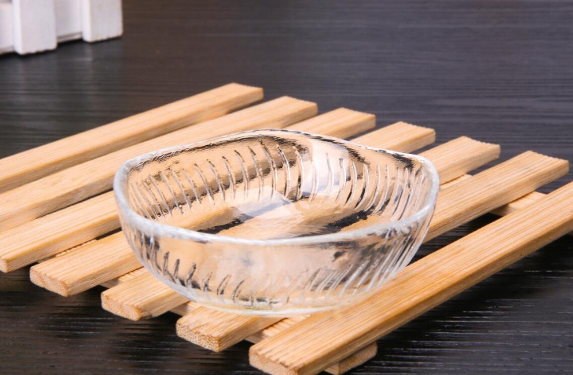 Leoyoubei 3 Ounce3.25x1.5 inch Heat Resistant Glass Bowl for Ice Cream Dessert,Soy Sauce Dishes,Appetizer Spoons Stackable,Mini Side Dishes Ramekins Transparent 4 Packs (Lace Bowls)