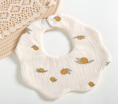 Scalloped Muslin Teething Bib (Lemon)