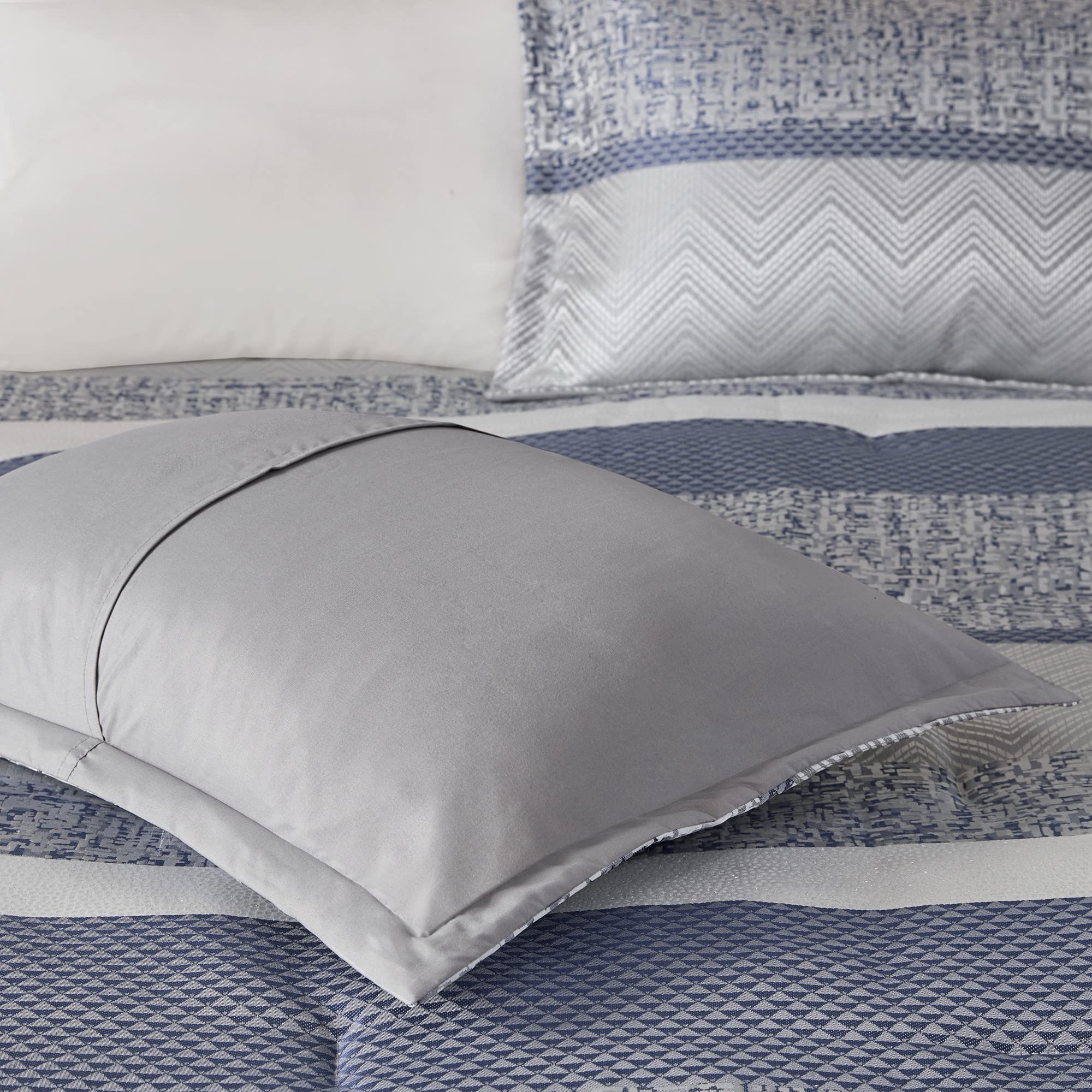 Madison Park Luxury Comforter Set-Traditional Jacquard Design All Season Down Alternative Bedding, Matching Bedskirt, Decorative Pillows, Queen(90"x90"), Rhapsody, Geometric Navy 7 Piece