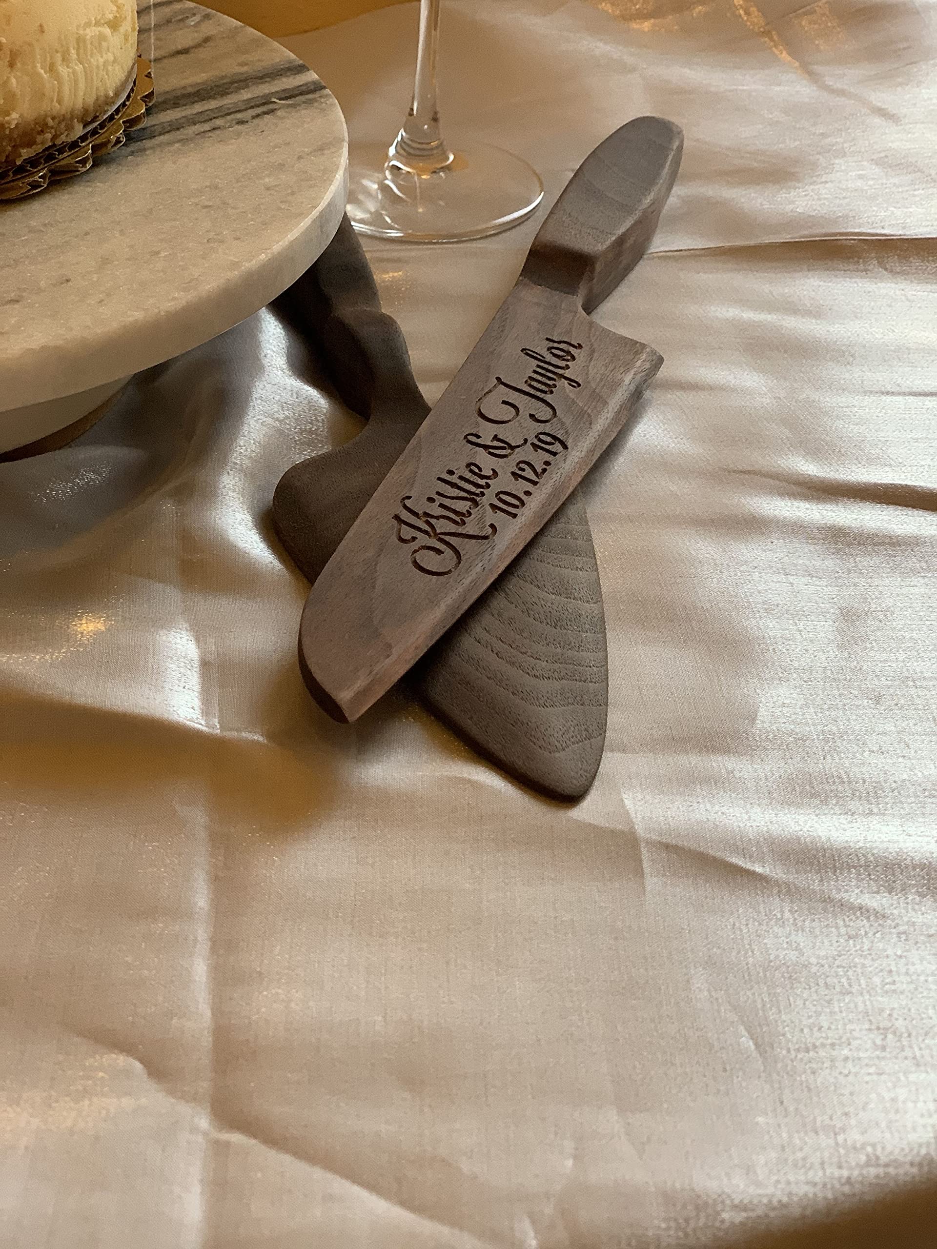 Personalized Cake Serving Set, Laser Engraved Cake Set,Wedding Gift,Anniversary Gift,Wooden Knife And Server,Rustic Cake Set,Wedding Cake Cutting Set, Farmhouse Cake Server