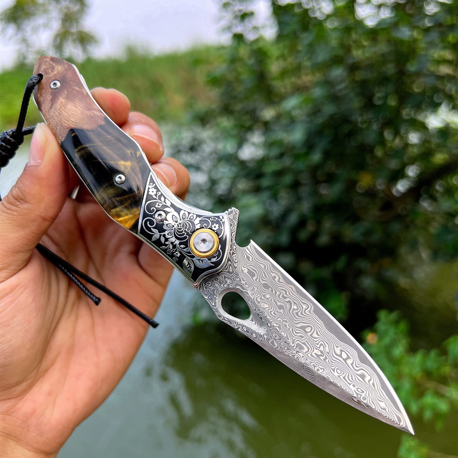 Minowe handmade Japan Damascus steel pocket knife,3.1" VG10 blade men and women Folding knife,With holster,Lining lock,resin and Maple handle,Suitable for EDC outdoor camping,go fishing hunting