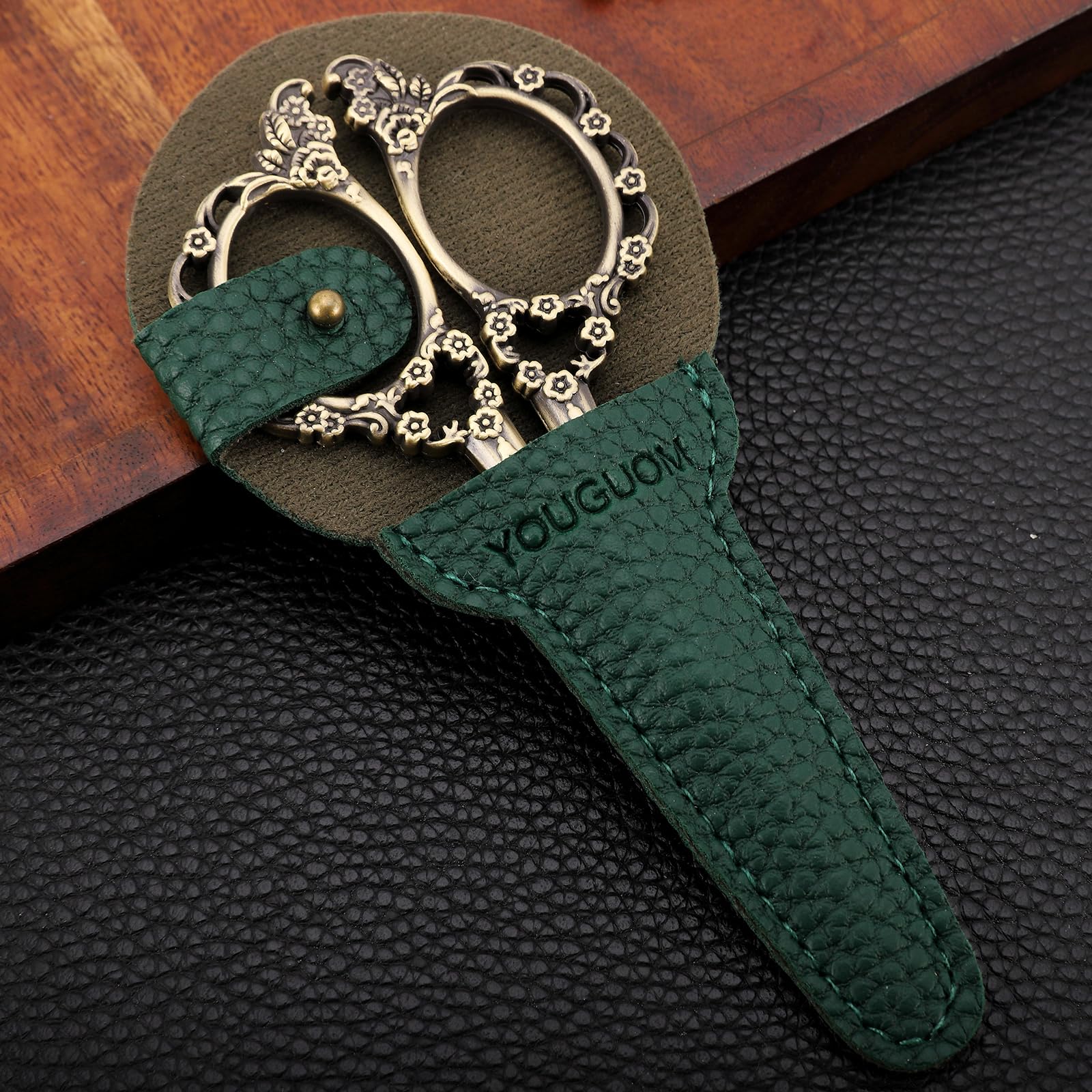 YOUGUOM Knitting Scissors with Case, Crochet Scissors Threading Sewing Shears for Embroidery Craft Artwork Needlepoint, Bronze Little Snips