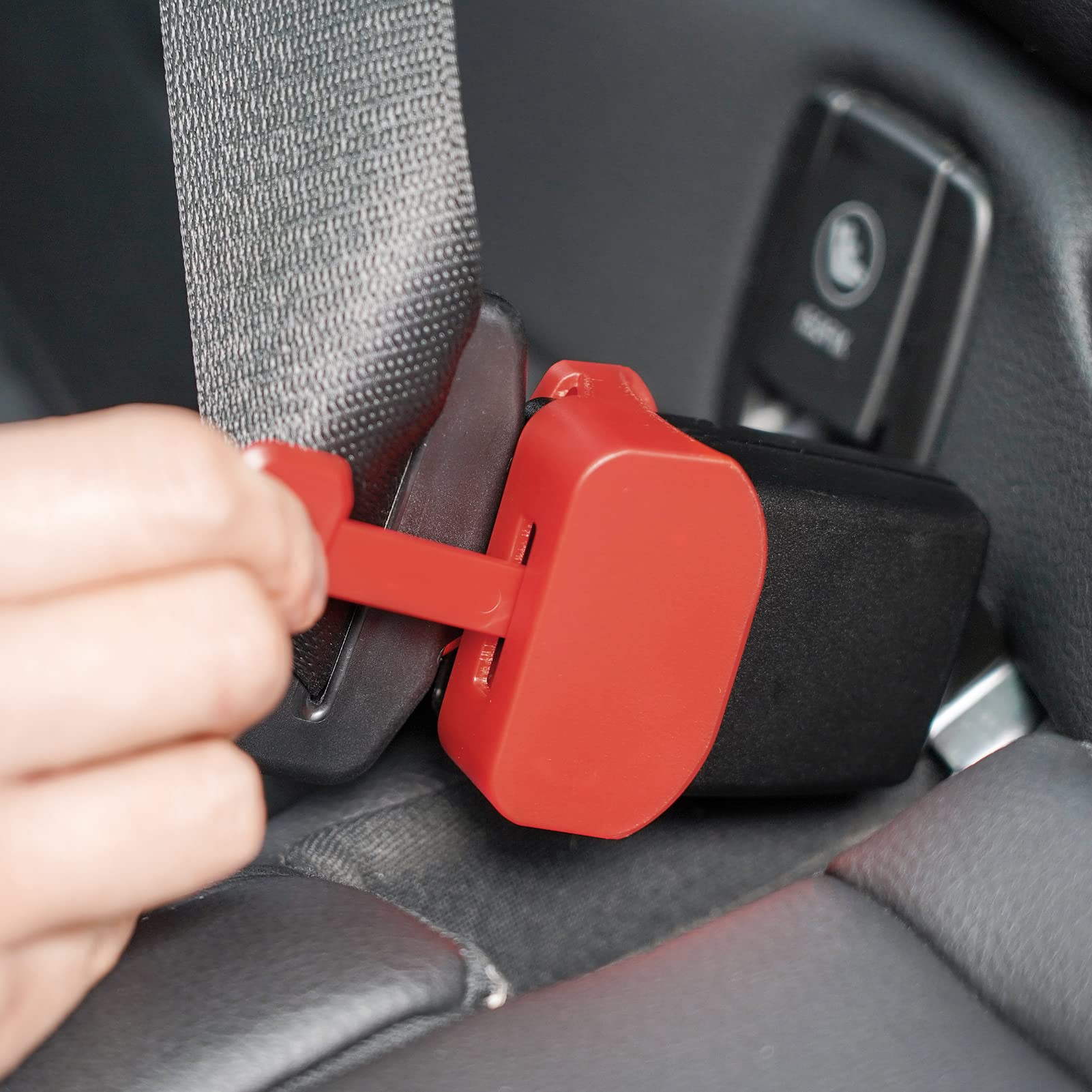Rezlli Buckle Guard-Preventing Children Unbuckling Themselves While Driving (2 Seat Pack) (Red)