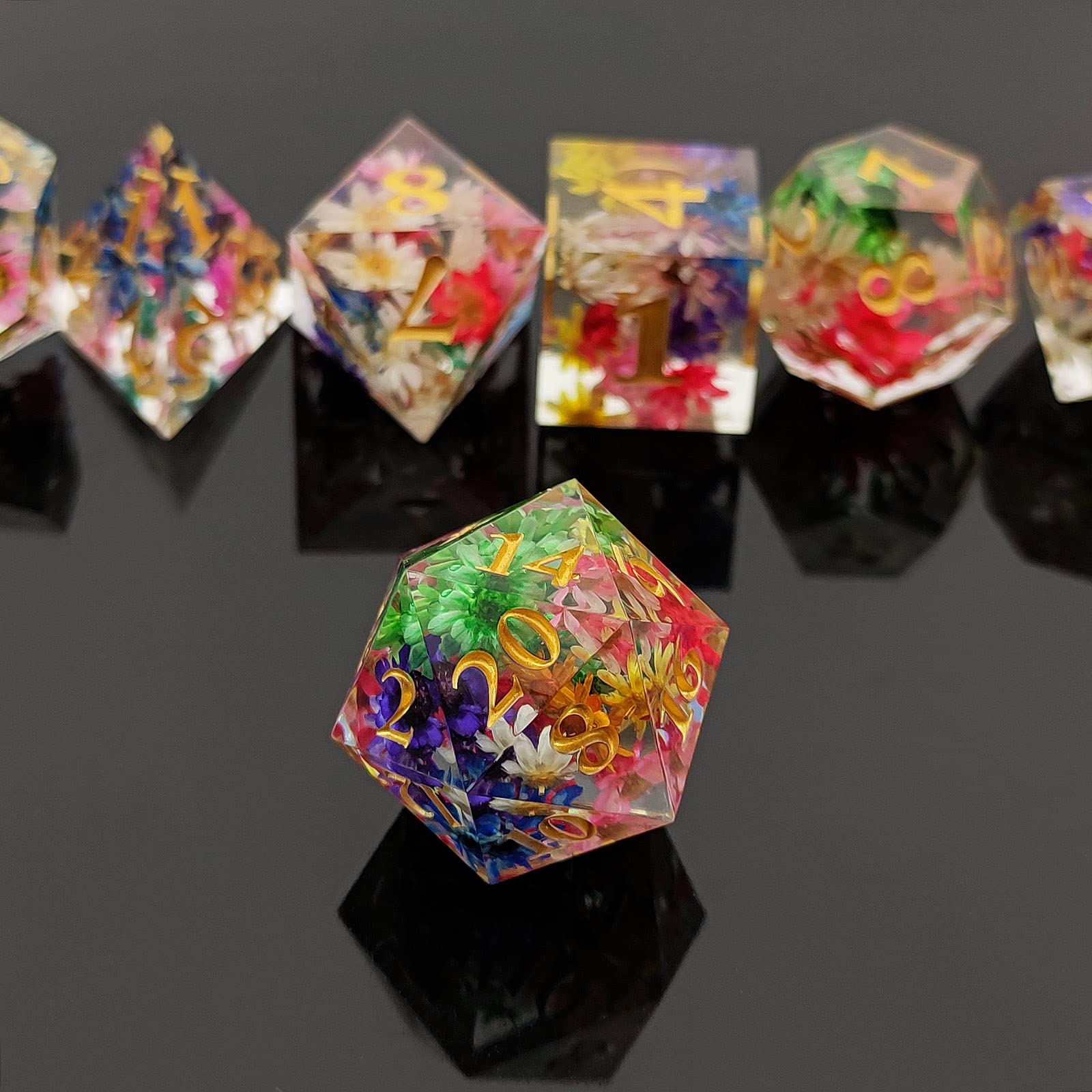 Resin D&D Dice Set, 7 Pcs Sharp Edge DND Dice Set, Dungeons and Dragons Dice Polyhedral D and D Dice, with Metal Box for RPG MTG Pathfinder Role Playing Dice D20 D12 D10 D8 D6 D4