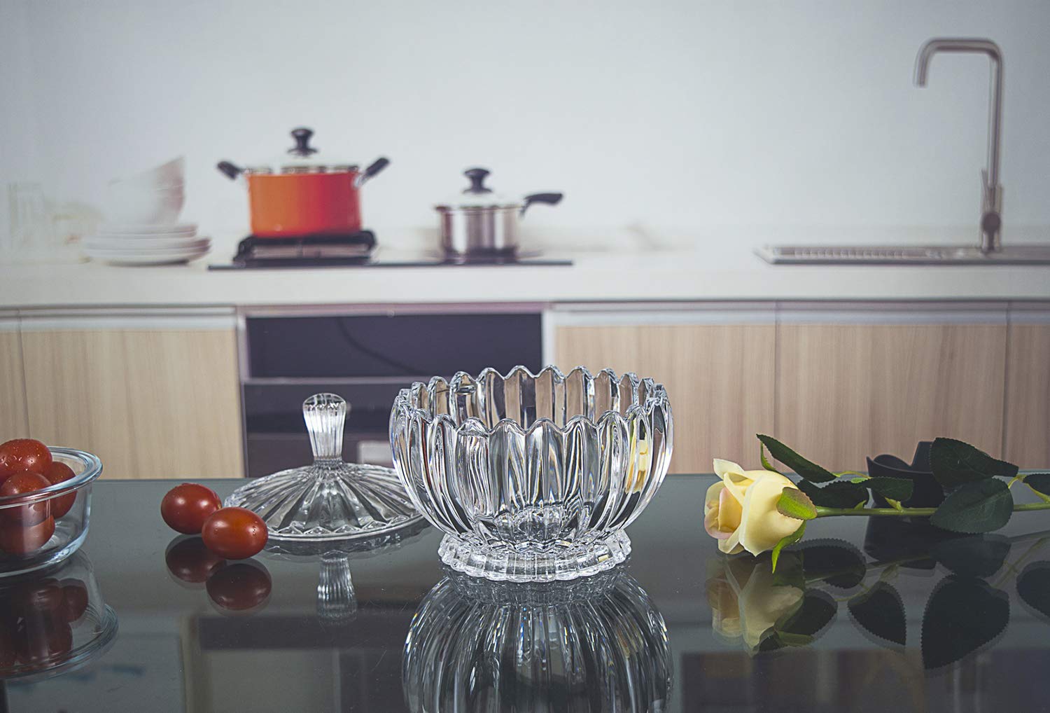 Modern-Depo Crystal Serving Bowl with Lid Glass Centerpieces for Parties Home Office Wedding Food Salad Fruit Snack Dessert Mixing Collection, 6.5 Inches