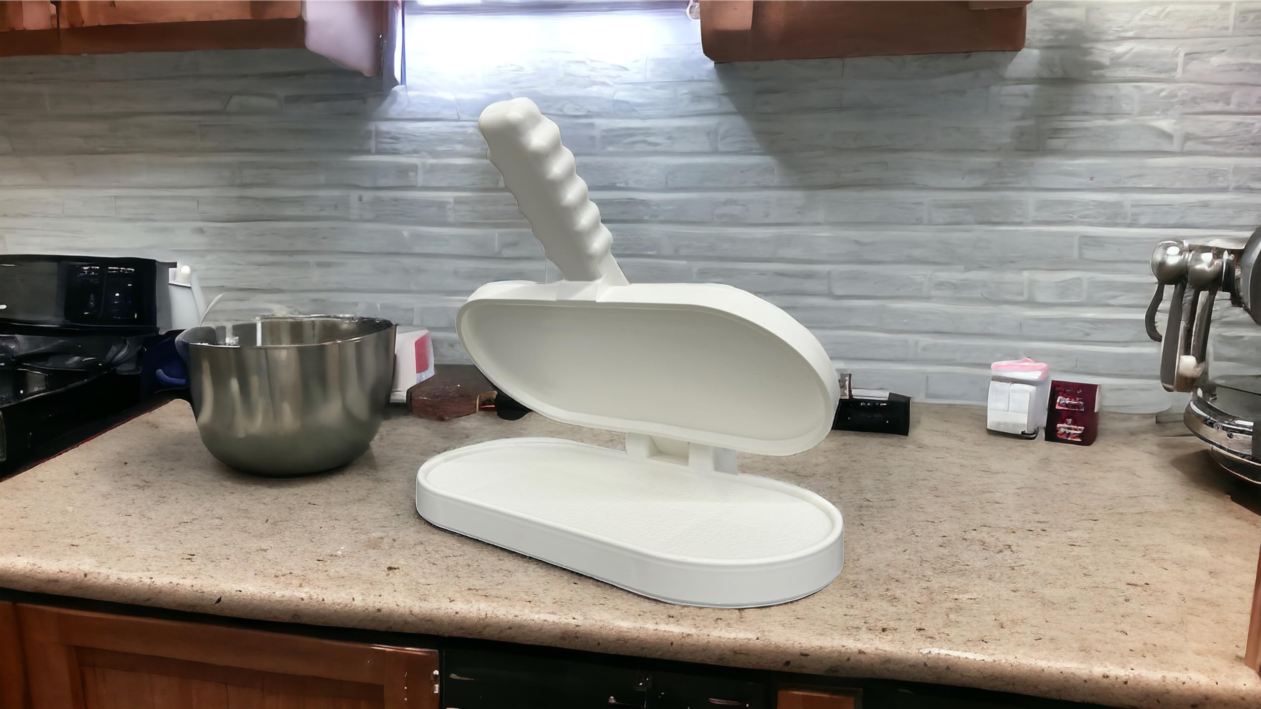 Mi Pueblo Plastic Huarache Press Maker, Authentic Huarachera Cast 9 Inch.
