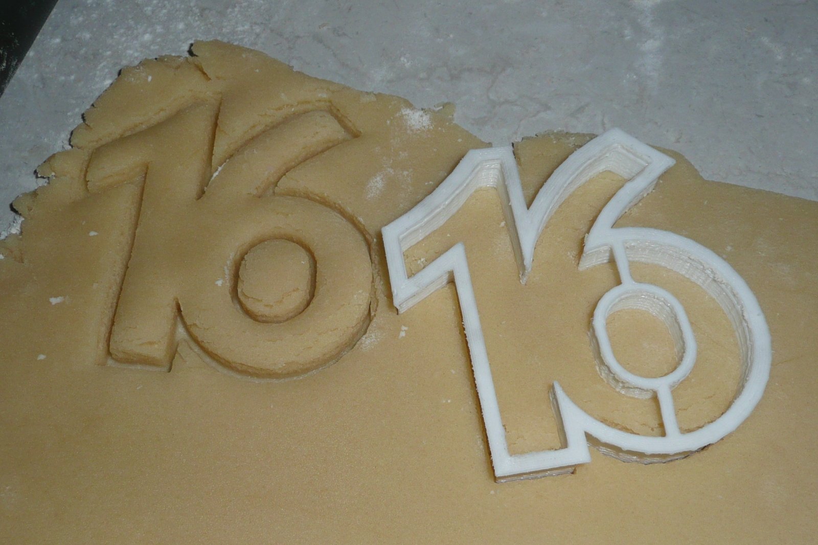 NUMBER 16 SWEET SIXTEEN BIRTHDAY ANNIVERSARY EVENT COOKIE CUTTER MADE IN USA PR108-16