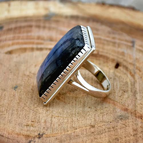 Natural Blue Labradorite Ring, 925 Sterling Silver Ring, Handmade Ring, Baguette Stone Ring,Labradorite Antique Ring, Ready to Ship (8.5)