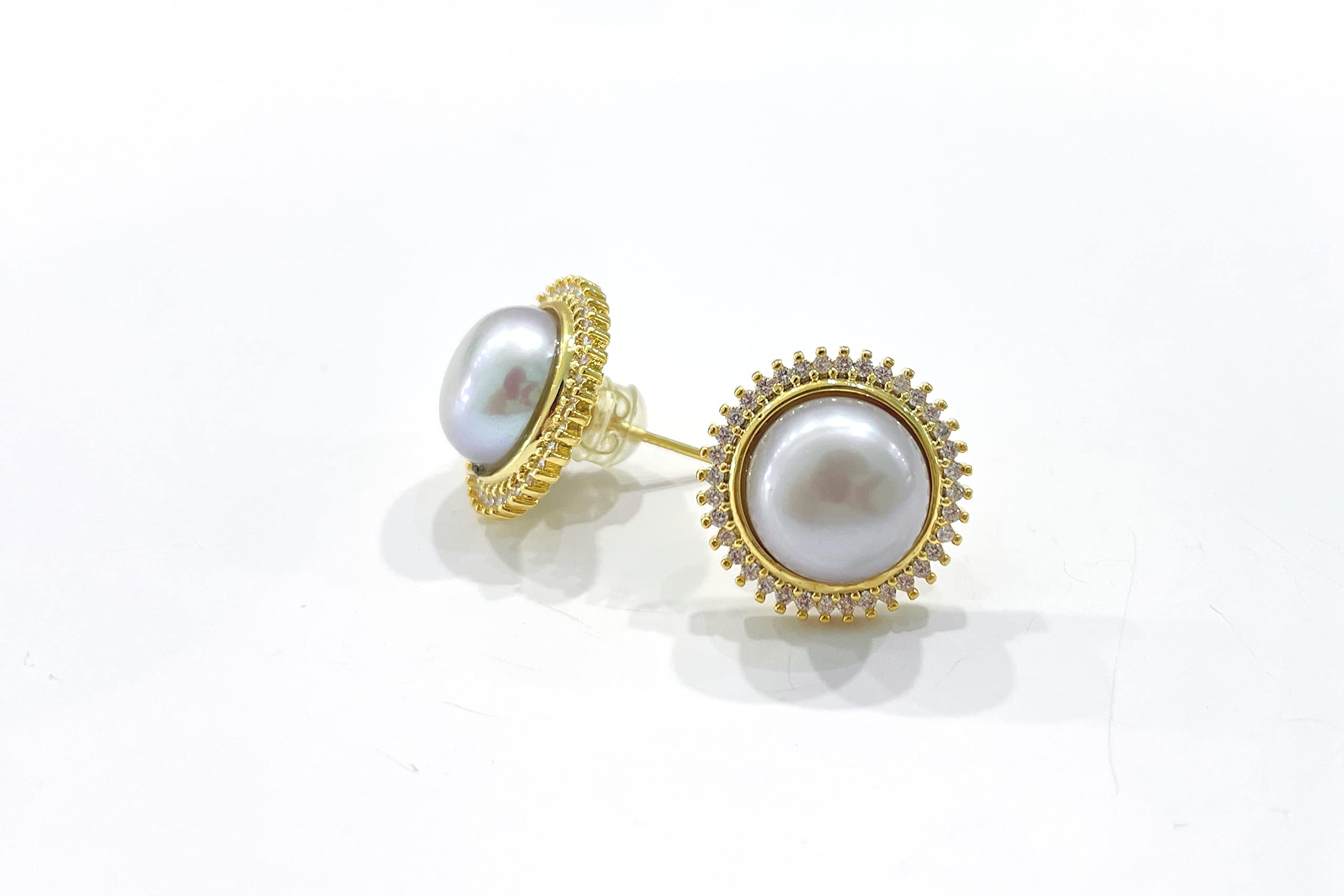 Natural Freshwater Pearl Simple Fashion Ball Earrings 10mm Gold Plated