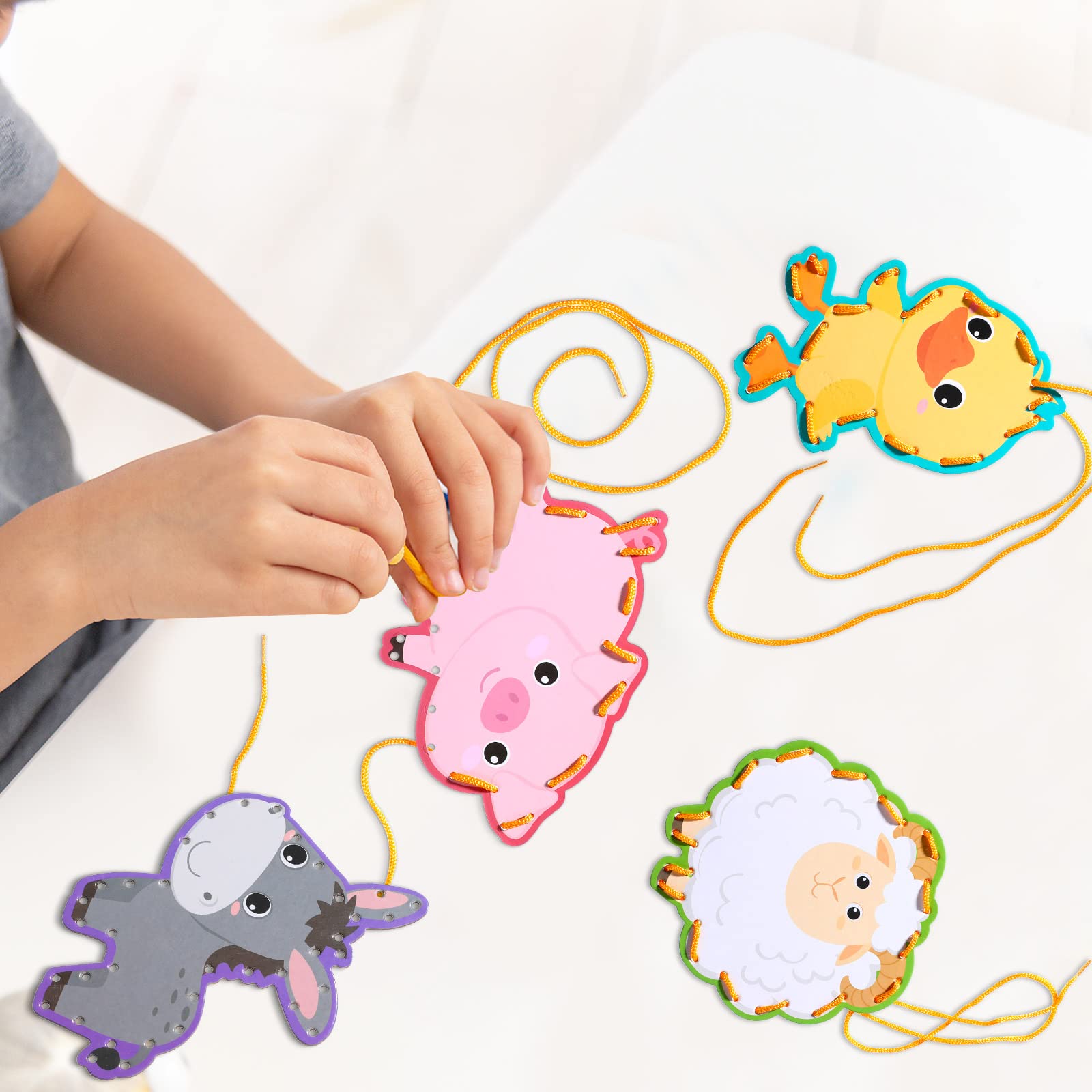 Pajean 10 Pieces Kids Farm Animal Lacing Cards Cardboard Sewing Cards Double Sided Lacing Playing Games for Children Developing Imagination Education Supplies JB-220602-J Multicolor