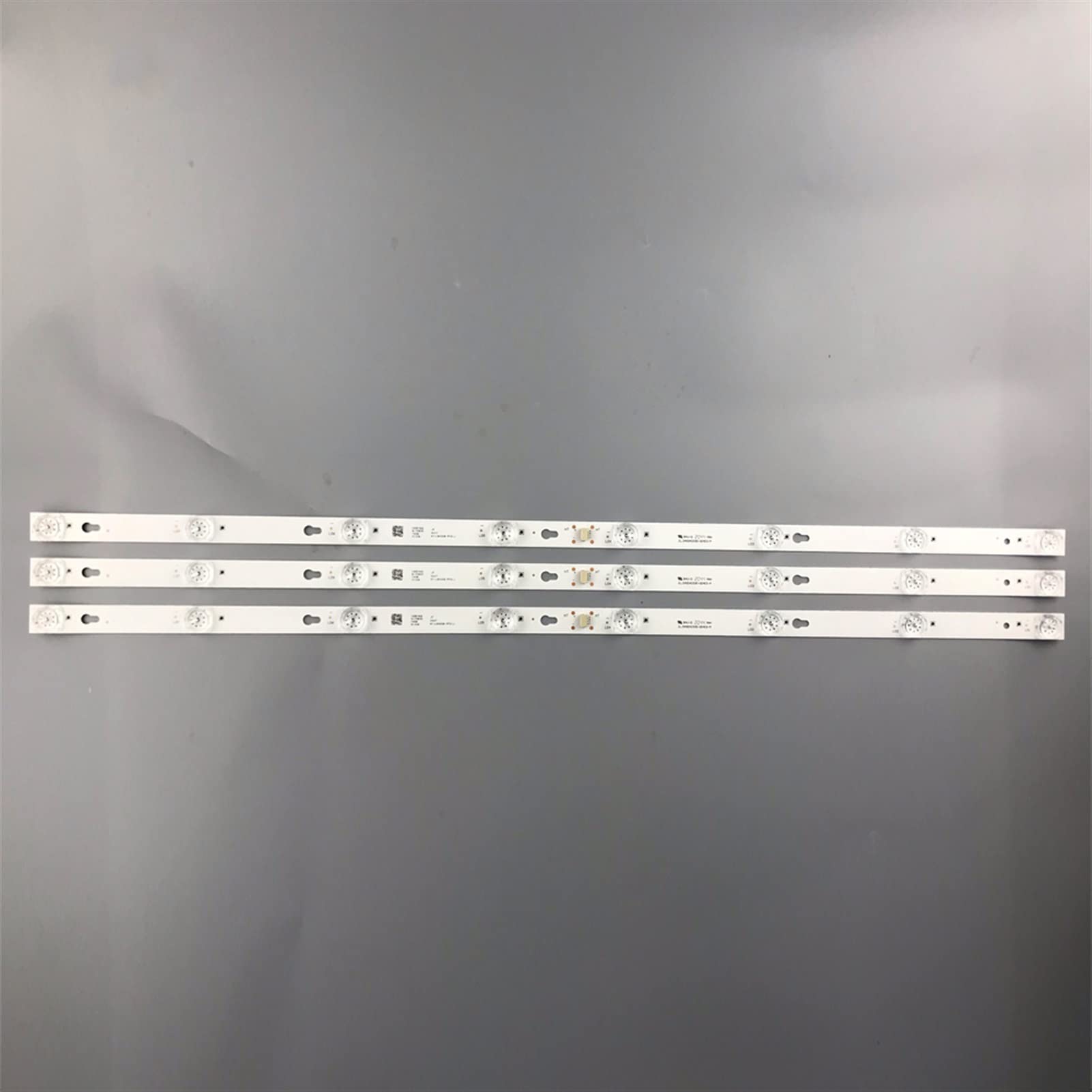 LAZIRO L40P1A-F Light Bar TOT-40D2900-3X8-3030C YHA-4C-LB4008-YH07J Total Length 69CM 3 Light Bars Compatible with TCL TV Light Strip
