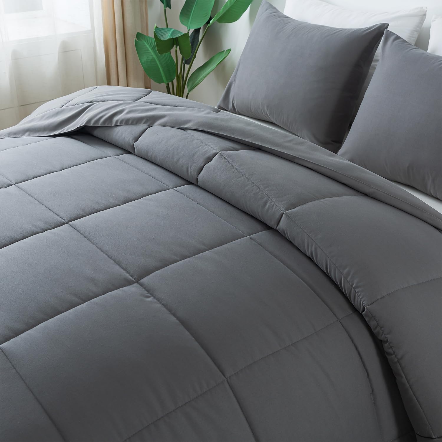 HOXXME Queen Comforter Set Grey, All Seasons Bedding Comforters & Sets with 2 Pillow Cases, 3 Pieces Lightweight Summer Duvet Insert, Down Alternative Bed Comforter Set 88"x90"