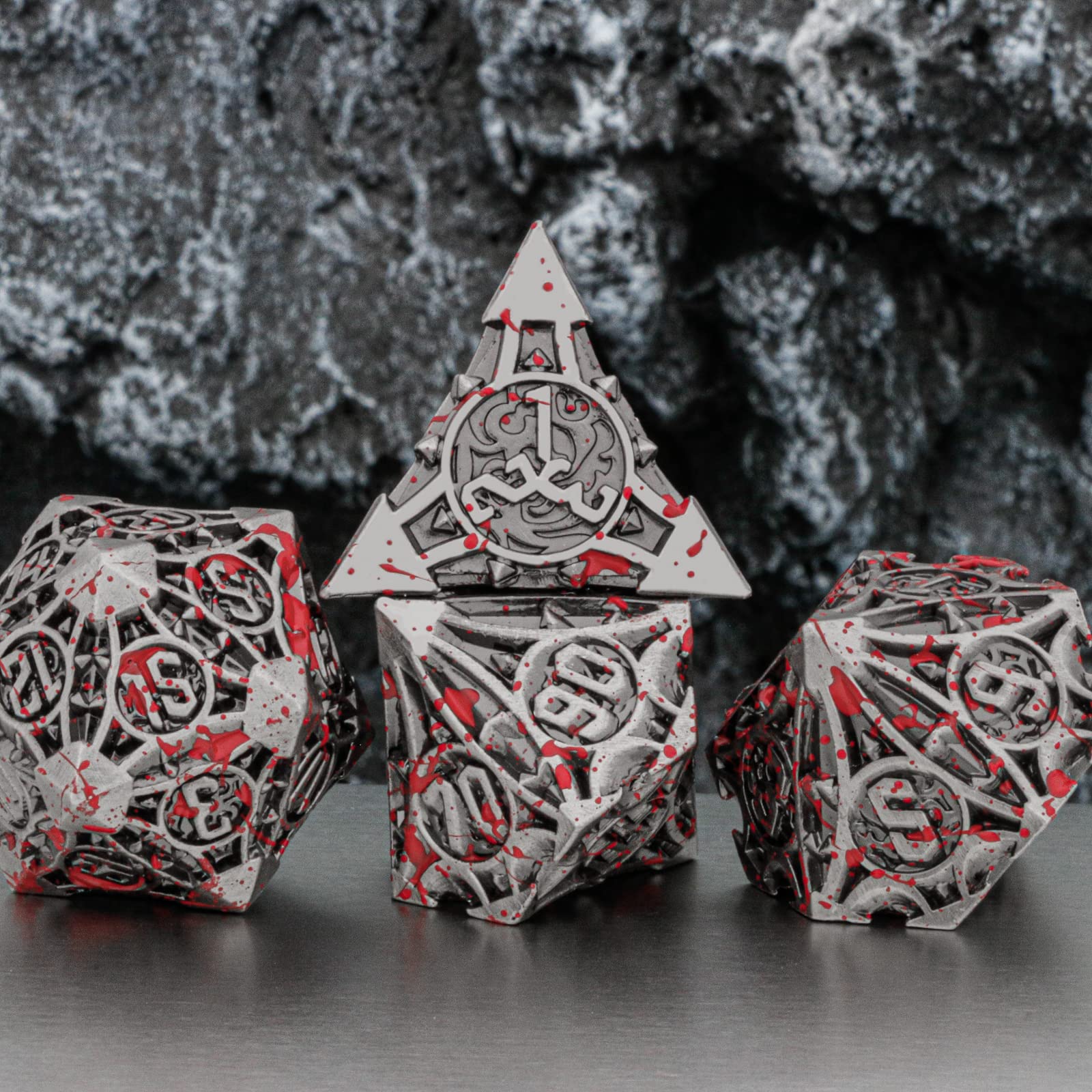 QIYECAO DND Dice DND Metal Dice Set Use Solid Design with Metal Box for RPG DND Dice Collector Board Game Player