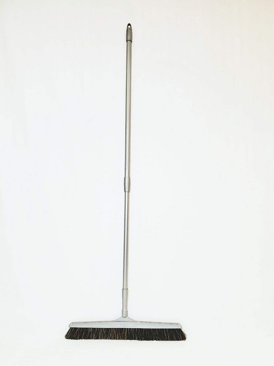 Kovot 3ft-5ft Telescopic Adjustable Horsehair Broom, Ideal for RV, Marine, and Home Use (1)