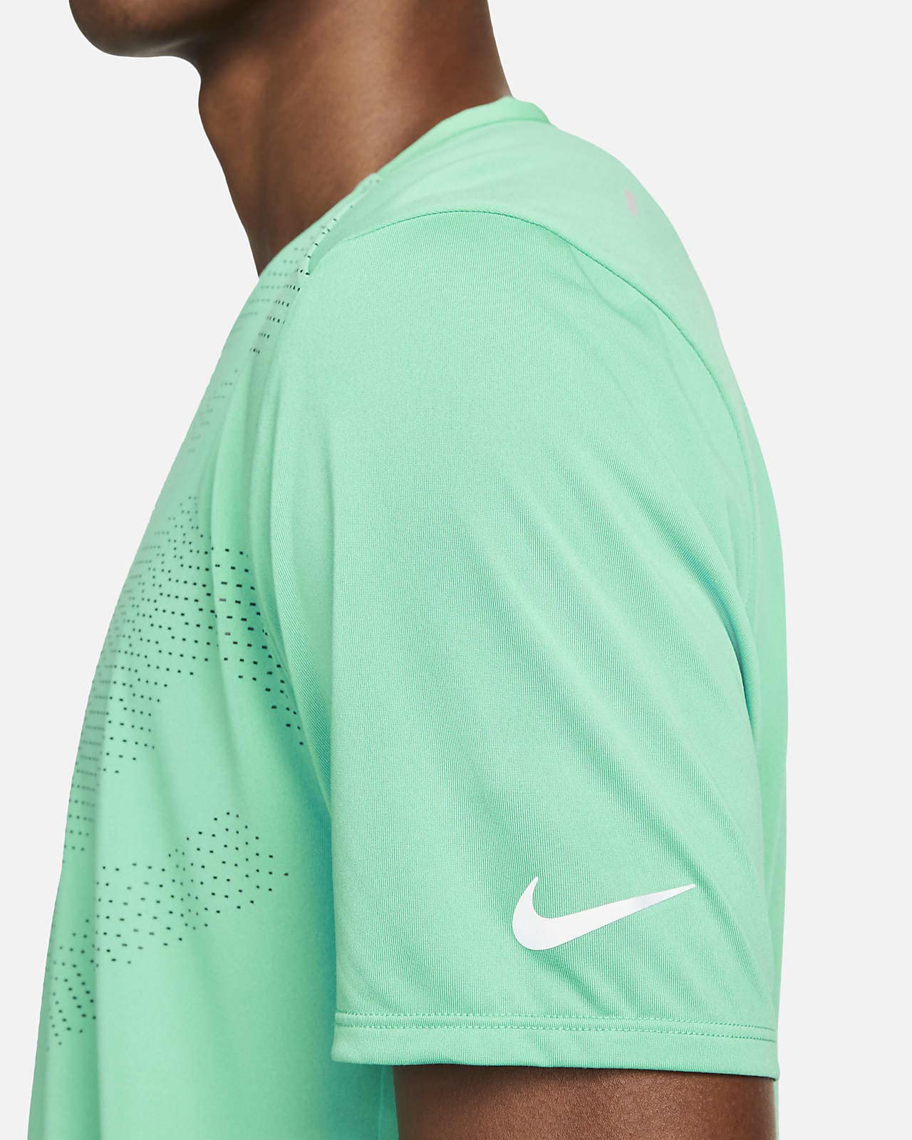 Nike Men's Dri-FIT Run Division Rise 365 Short-Sleeve Running Top (Roma Green) Size XL