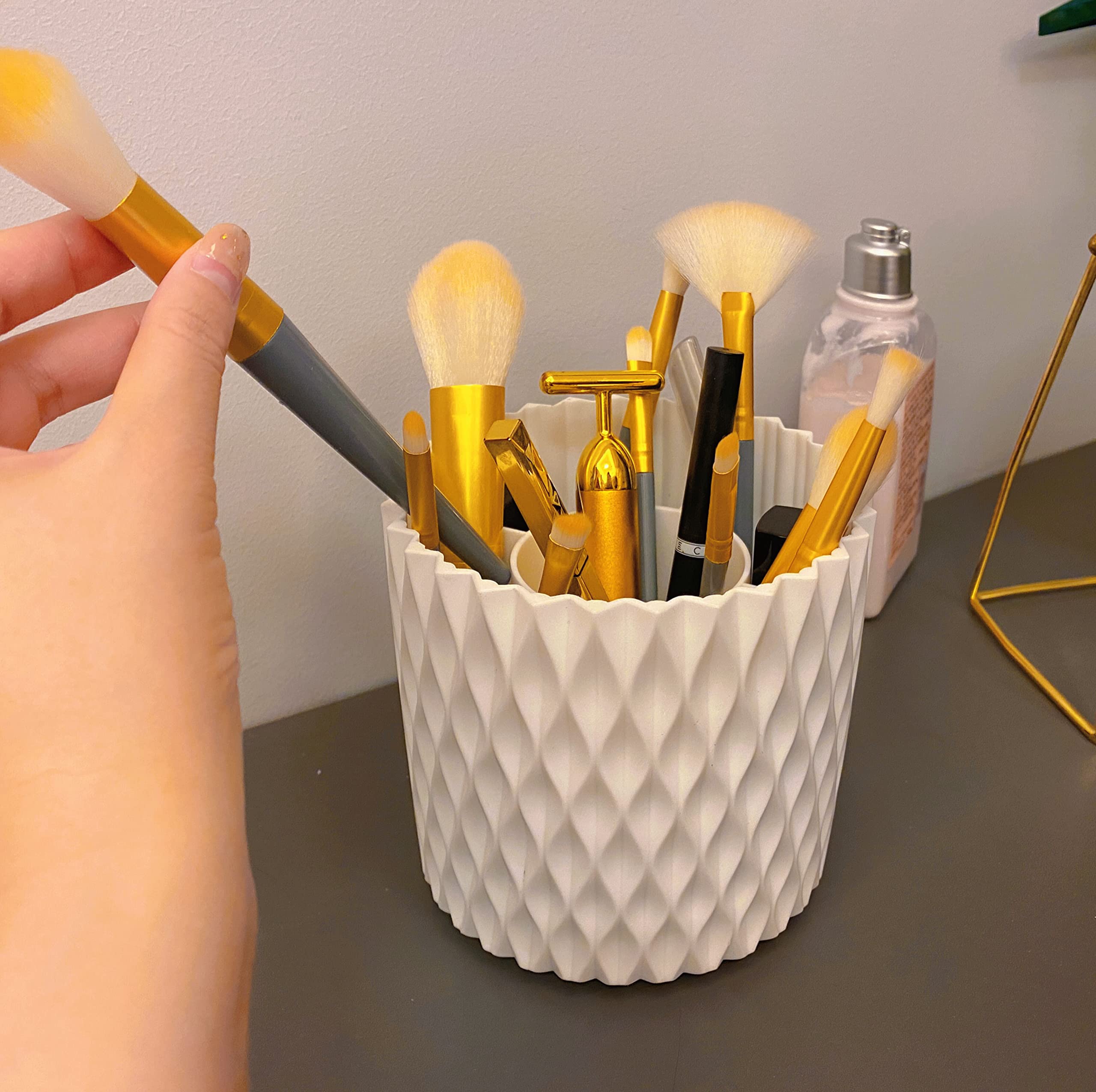 SMILESUN 360°Rotating Makeup Brush Holder Makeup Organizer 5 Slot Cosmetic Storage Makeup Brushes Cup Pen Holder (White)