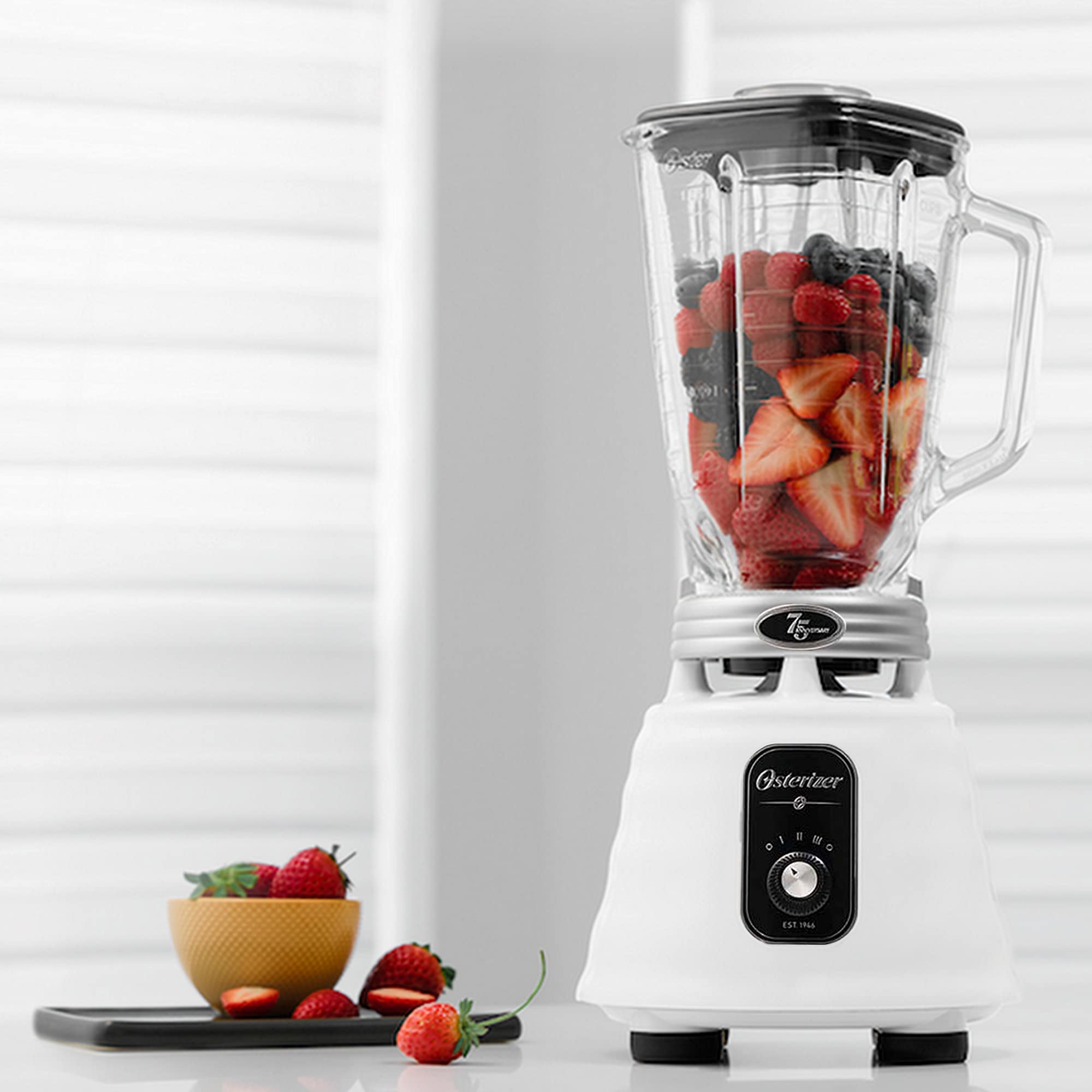Osterizer Limited Edition 75 Years BLSTSE75 Blender with 1.25 L Capacity Glass Jar, 3-Speed Knob and 6 Times Stronger Motor