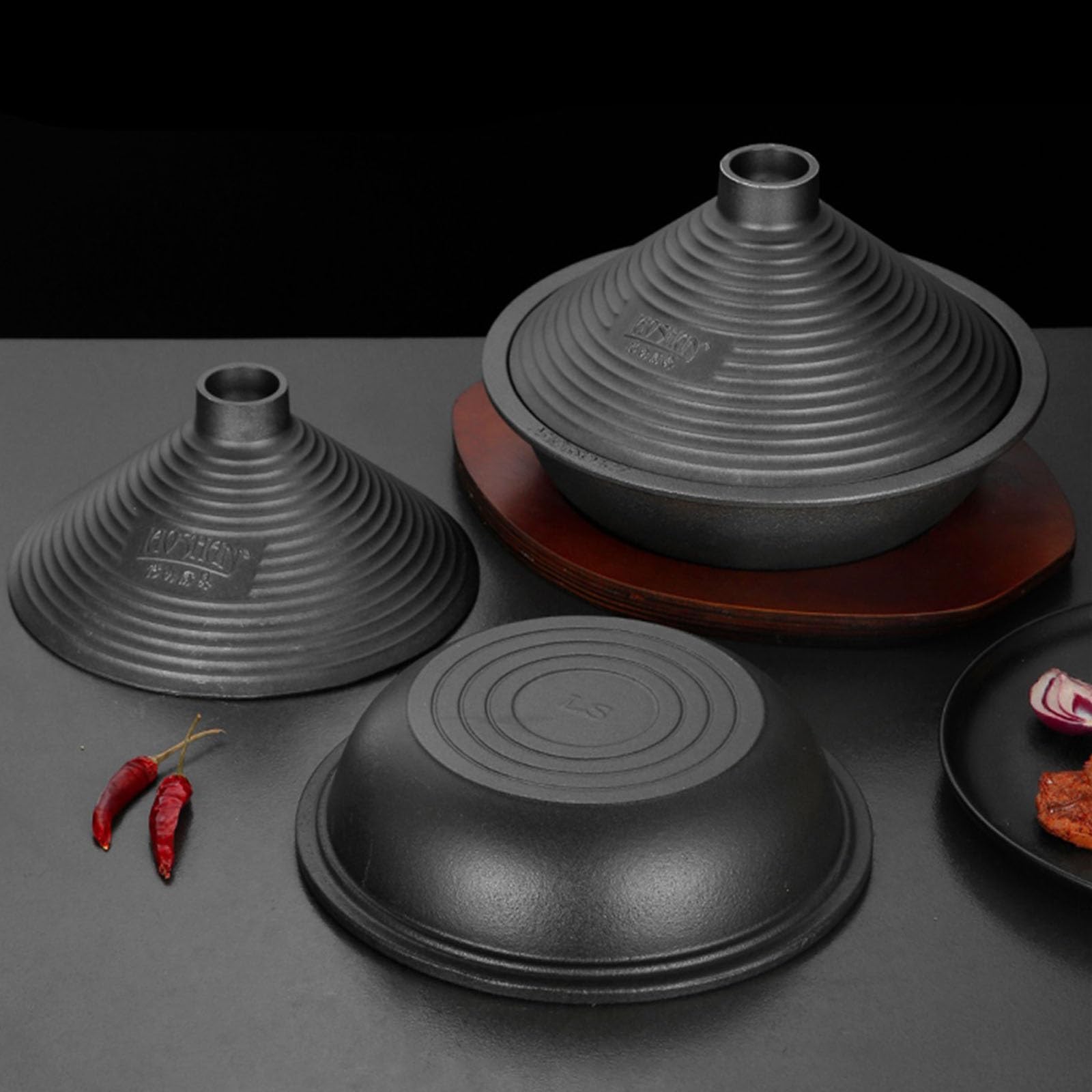 SXYAO Cast Iron Tajine Pot Moroccan with Tray, Non-Stick Seafood Pot with Tapered Lid Compatible with Induction Cooker Gas Kitchen Essentials(Size:26), Black