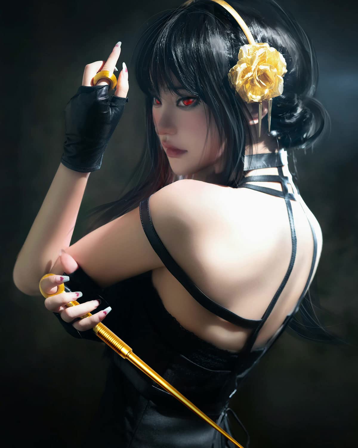 NUTRIUPS Yor Cosplay, Yor Forger Weapon and Earrings, Yor Forger Cosplay Prop Gold