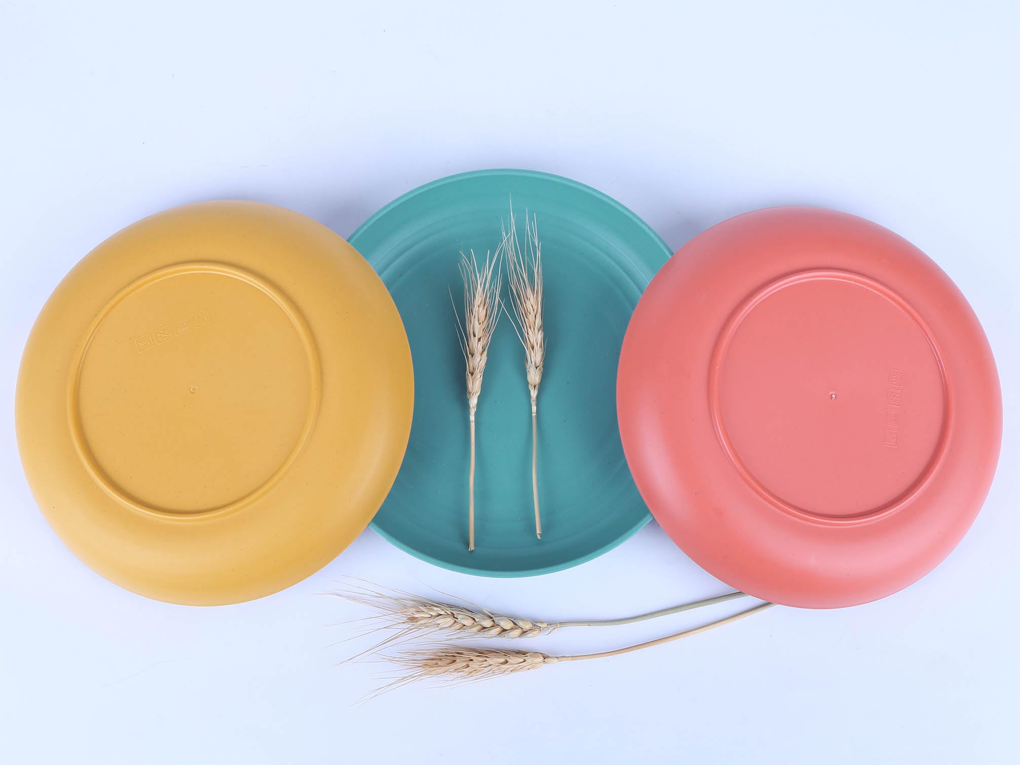 LuckyZone 7.8 Inches Unbreakable Wheat Straw Plates - Lightweight & Reusable Plate Sets of 4 for Kitchen Dishes - Dishwasher & Microwave Safe - Healthy, BPA Free & Eco-Friendly (4 Color)