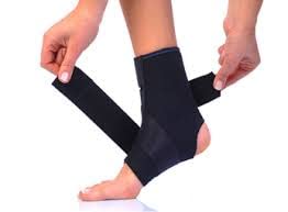 Malleol Supported Ankle Support for Women and Men - Sprained Ankle, Support, Sprains, Injury Healing, Lace-up Running, Basketball, Volleyball (Standard Size), black
