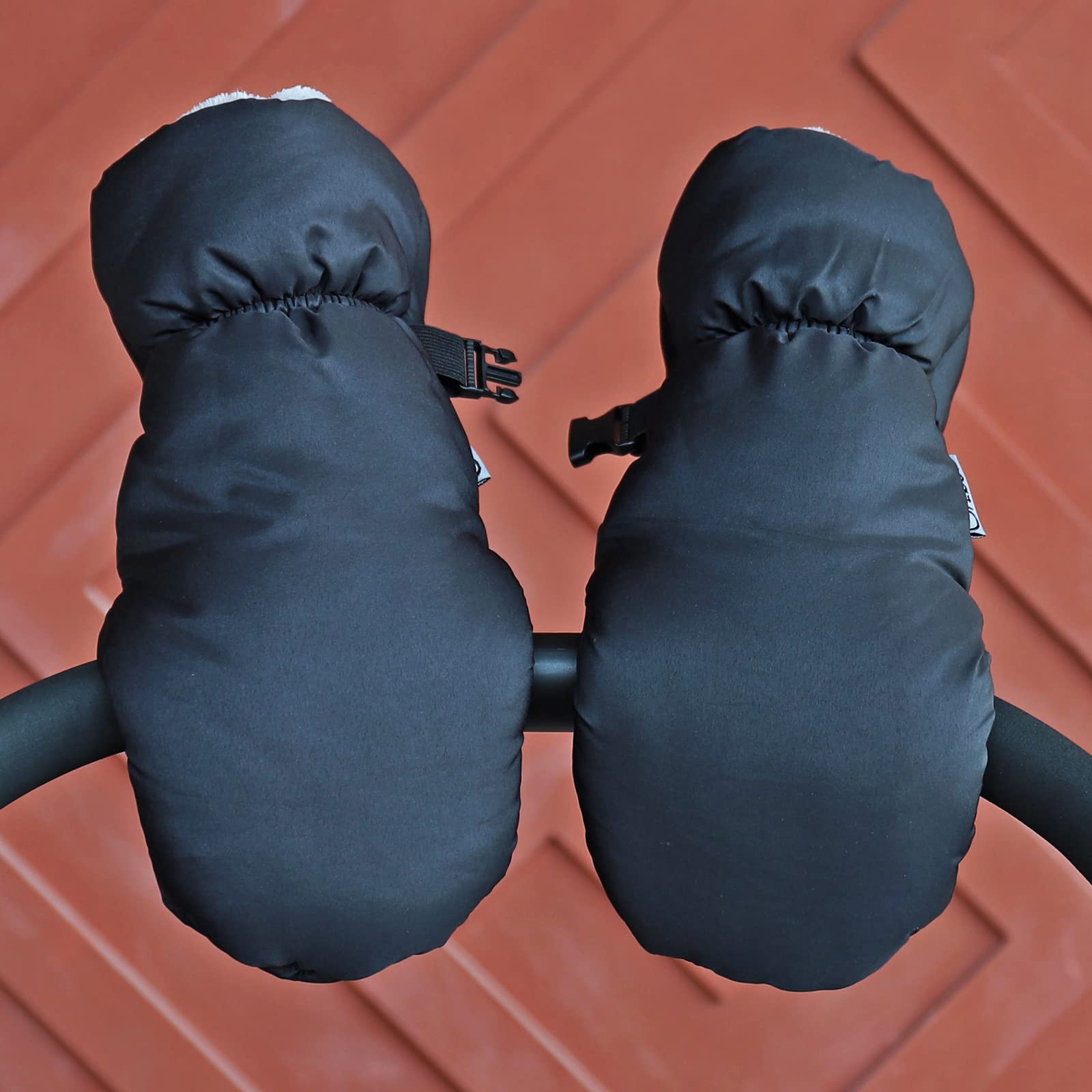 Stroller Gloves, Universal Spring/Winter Anti-Freeze Stroller Hand Muff, Waterproof Mittens Warmers, Carriage Hand Cover Warm for Pushchair, Pram, Stroller & Car Seat Bar(Black)