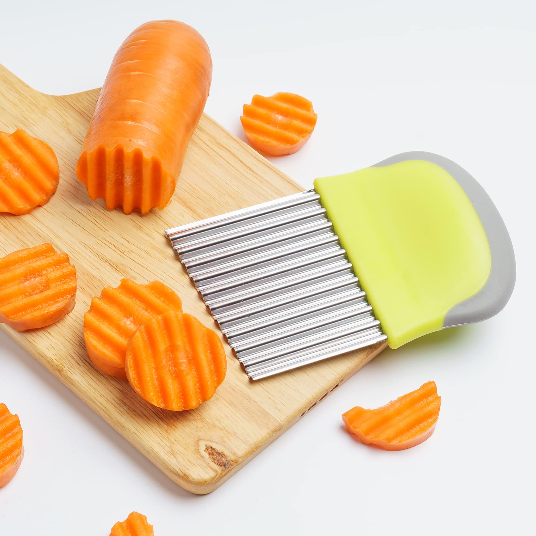 Nax Caki Crinkle Cutter with Protective Cover,Crinkle Cutter for Veggies,Potato Carrot Chip Vegetable Crinkle Wavy Chopper Cutter