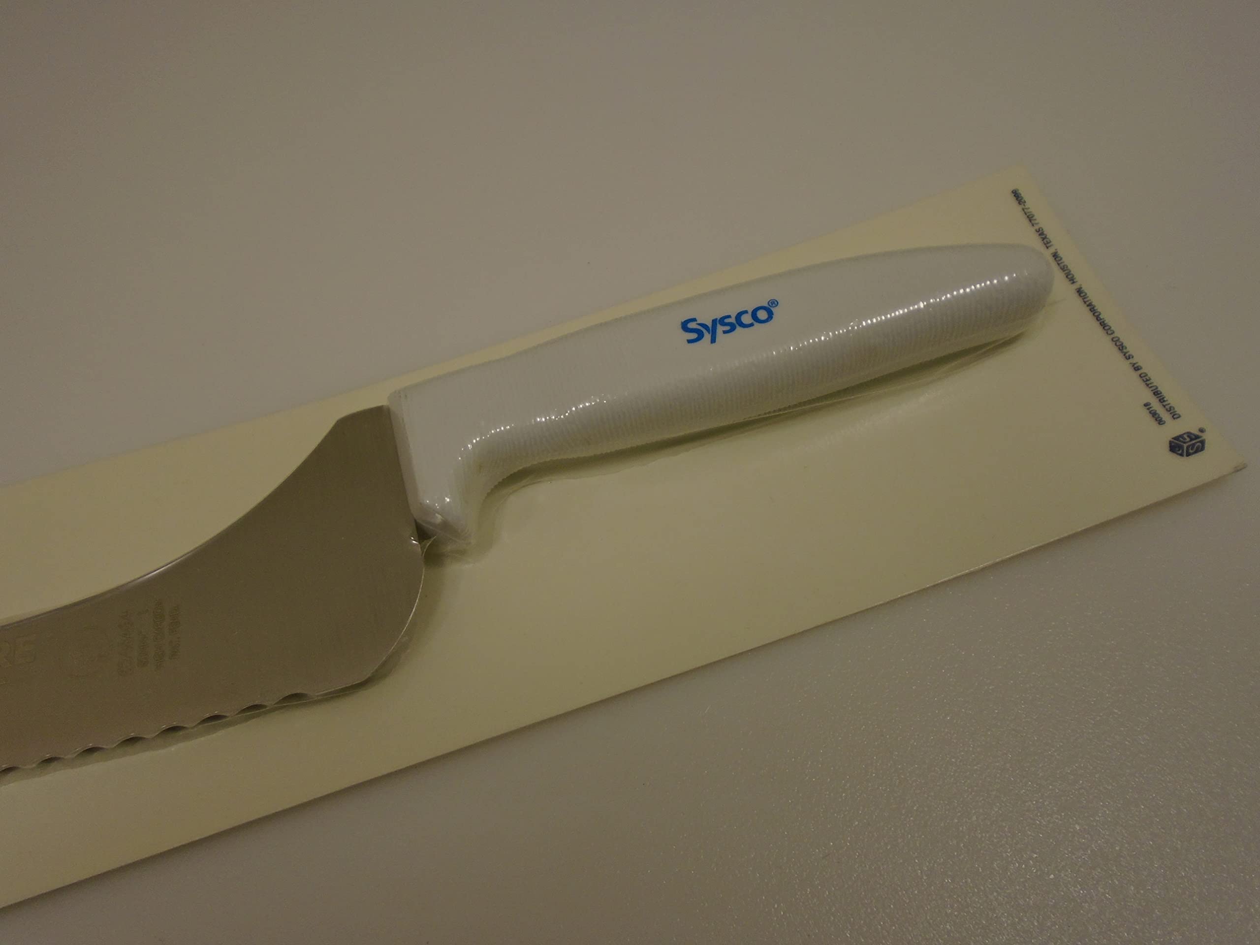 Sysco USA 7 in Offset Scalloped Slicer Bread Sandwich Knife Soft Grip Handle