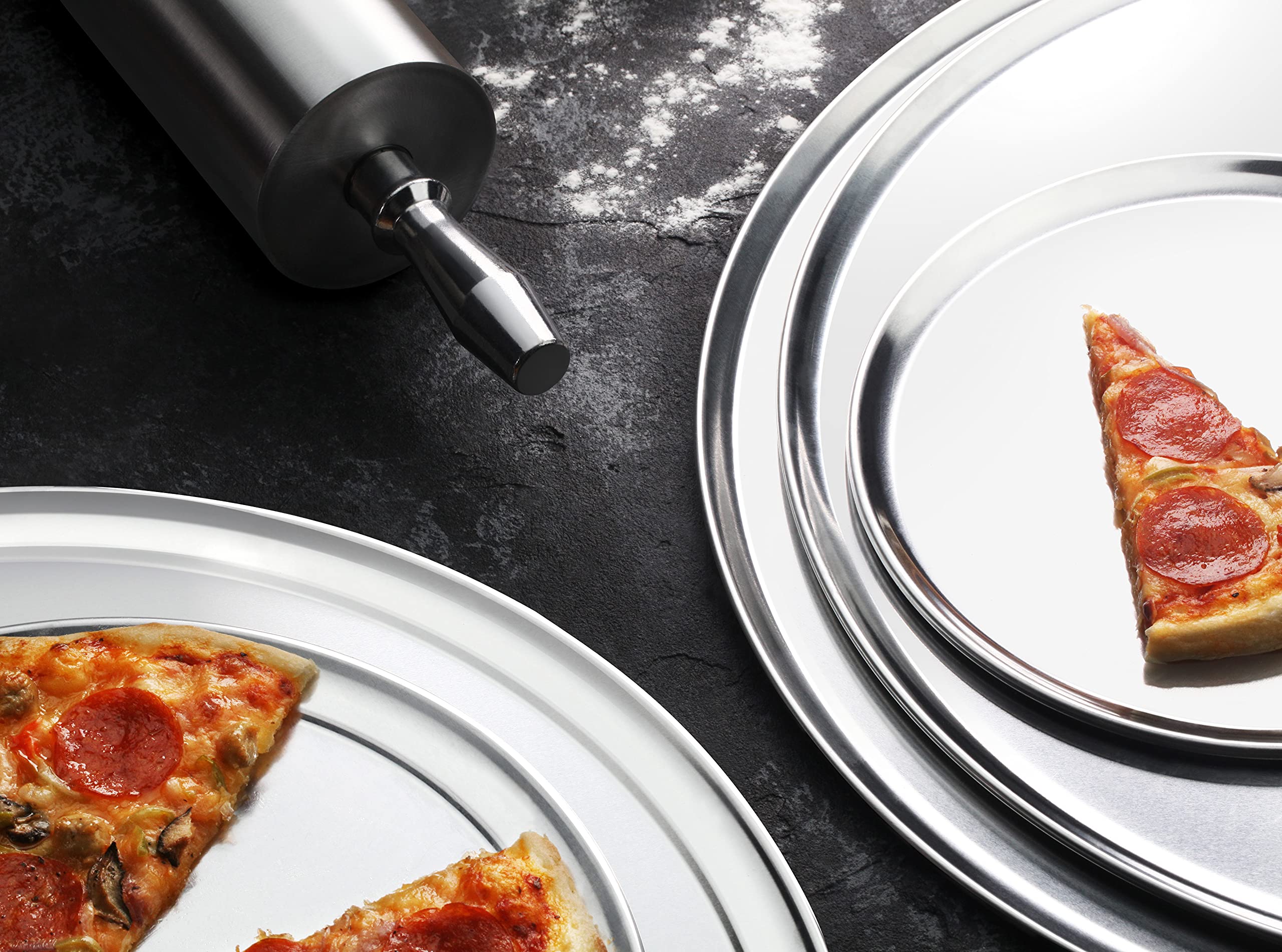 New Star Foodservice | Commercial Aluminum Pizza Tray Pizza Pan Coupe Style (Silver, 14-Inch)