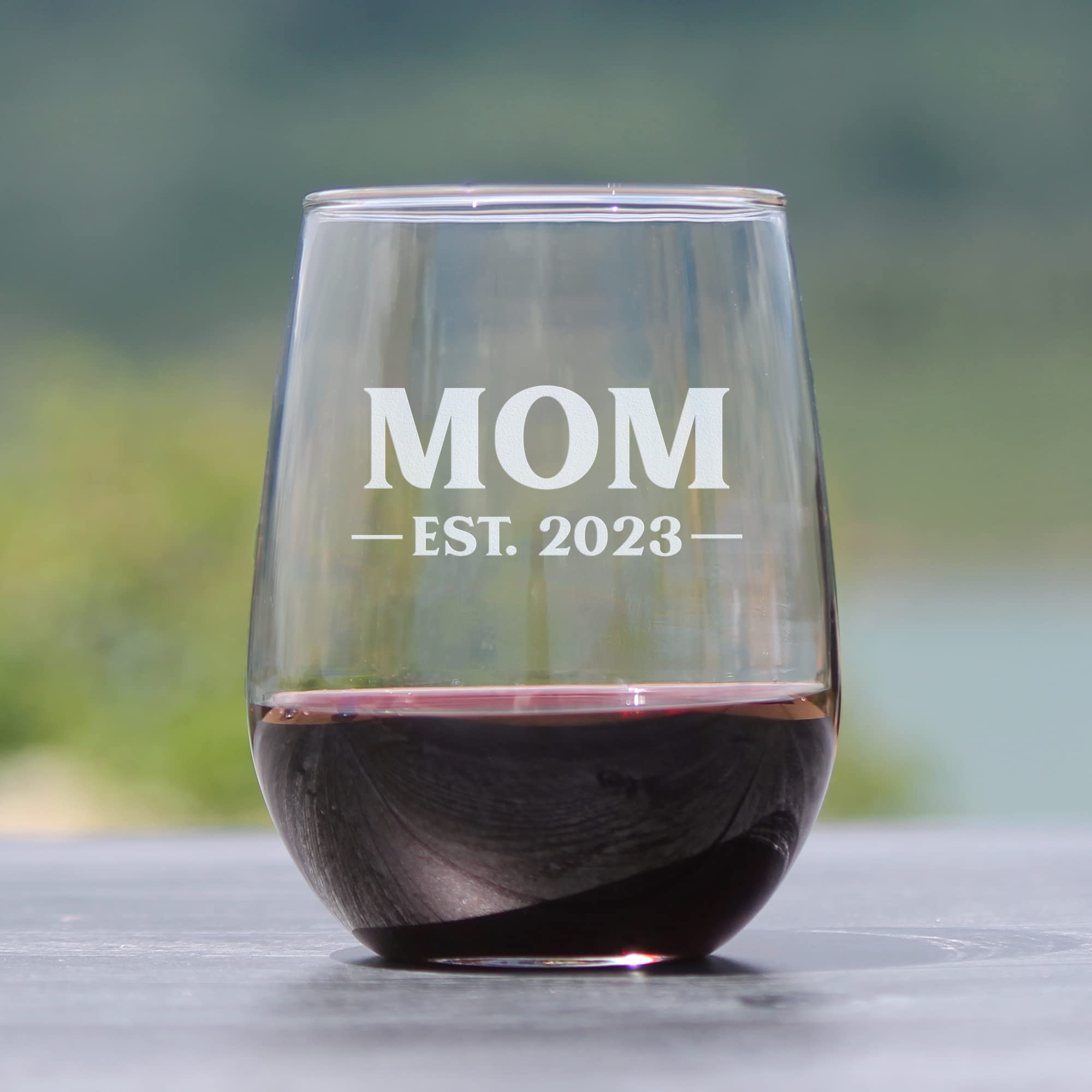 Mom Est 2023 - New Mother Stemless Wine Glass Gift for First Time Parents - Bold 17 Oz Large Glasses