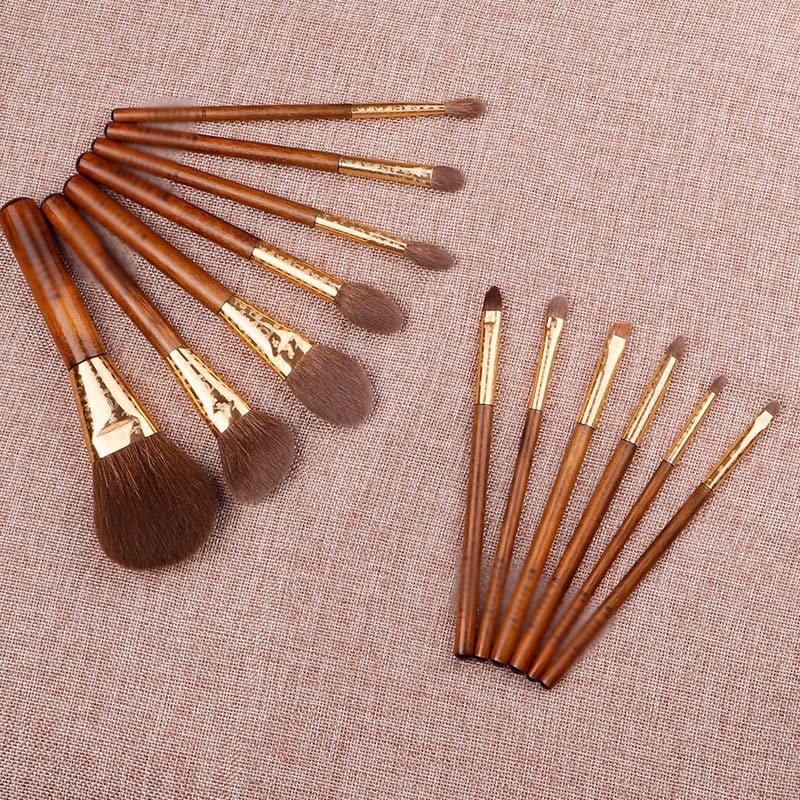 TREXD Makeup Brushes Makeup Tools 13 Brushes and Traditional Jacquard Weave Cosmetic Bag