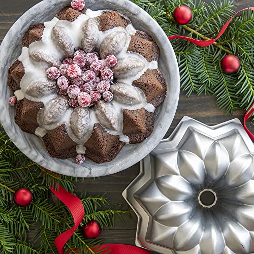Nordic Ware Vintage Star Bundt Cake Pan, quotL x 9.67"W x 3.9&Quoth, Silver