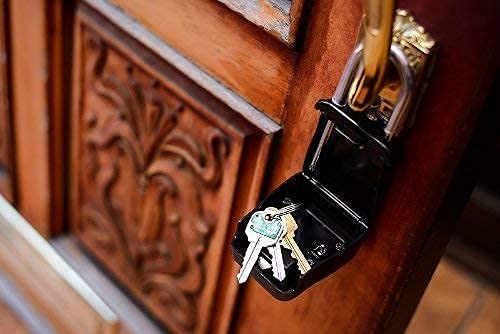 Lion Locks 1500 Key Storage Lockbox, Set-Your-Own Code Lock Portable Key Holder, Rust-Proof, Secure Outdoor Key Safe, Hide-a-Key Safe Box Lock Box, Airbnb, Construction (2-Pack/Black)