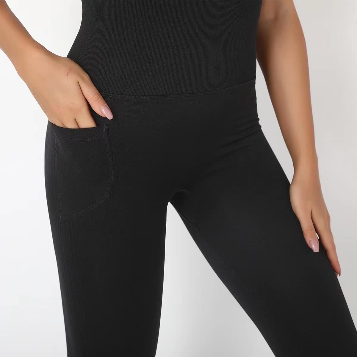 OQQ Women's Athletic Seamless Workout High Waist Butt Lift Legging Pocket JumpSuit, Black, Small