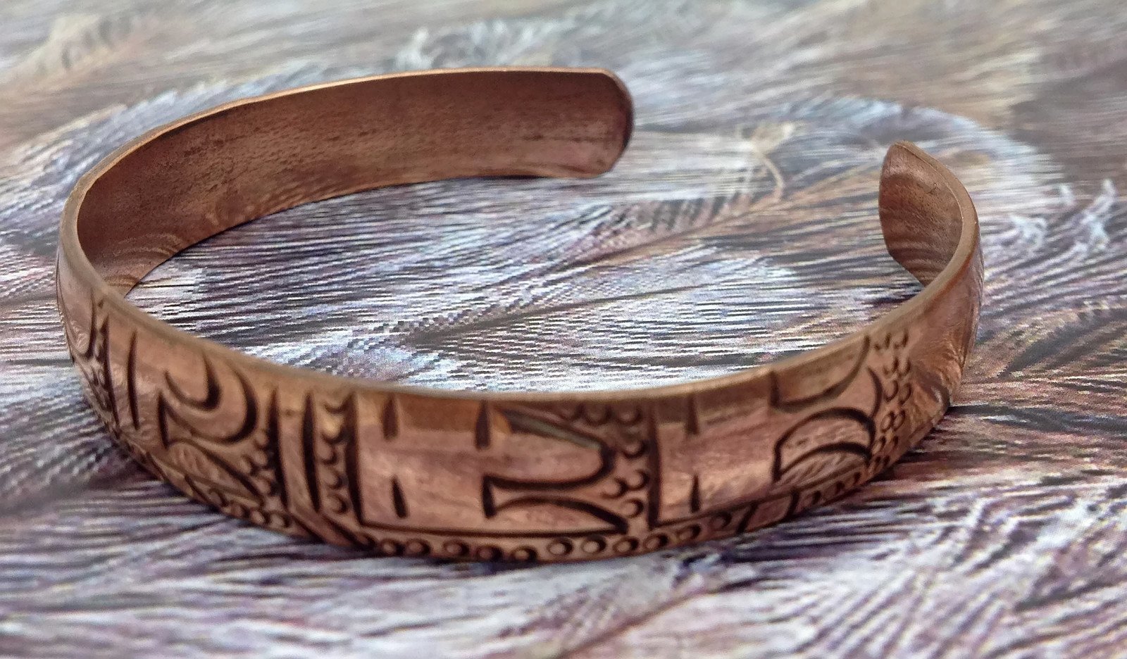 Healing Lama Pure Copper Tibetan Healing Bracelet. Om Mani Padme Hum Mantra Bracelet.