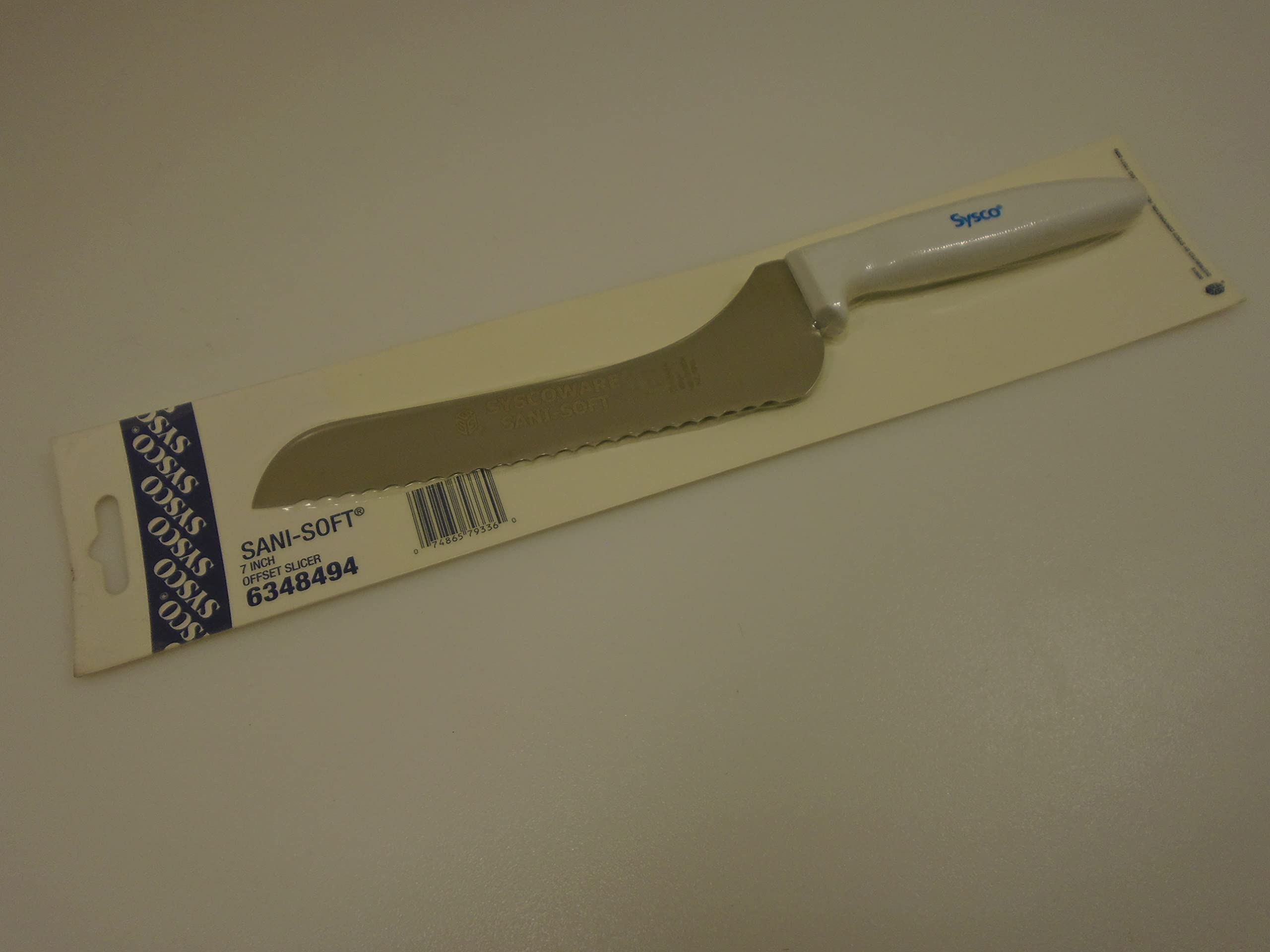 Sysco USA 7 in Offset Scalloped Slicer Bread Sandwich Knife Soft Grip Handle
