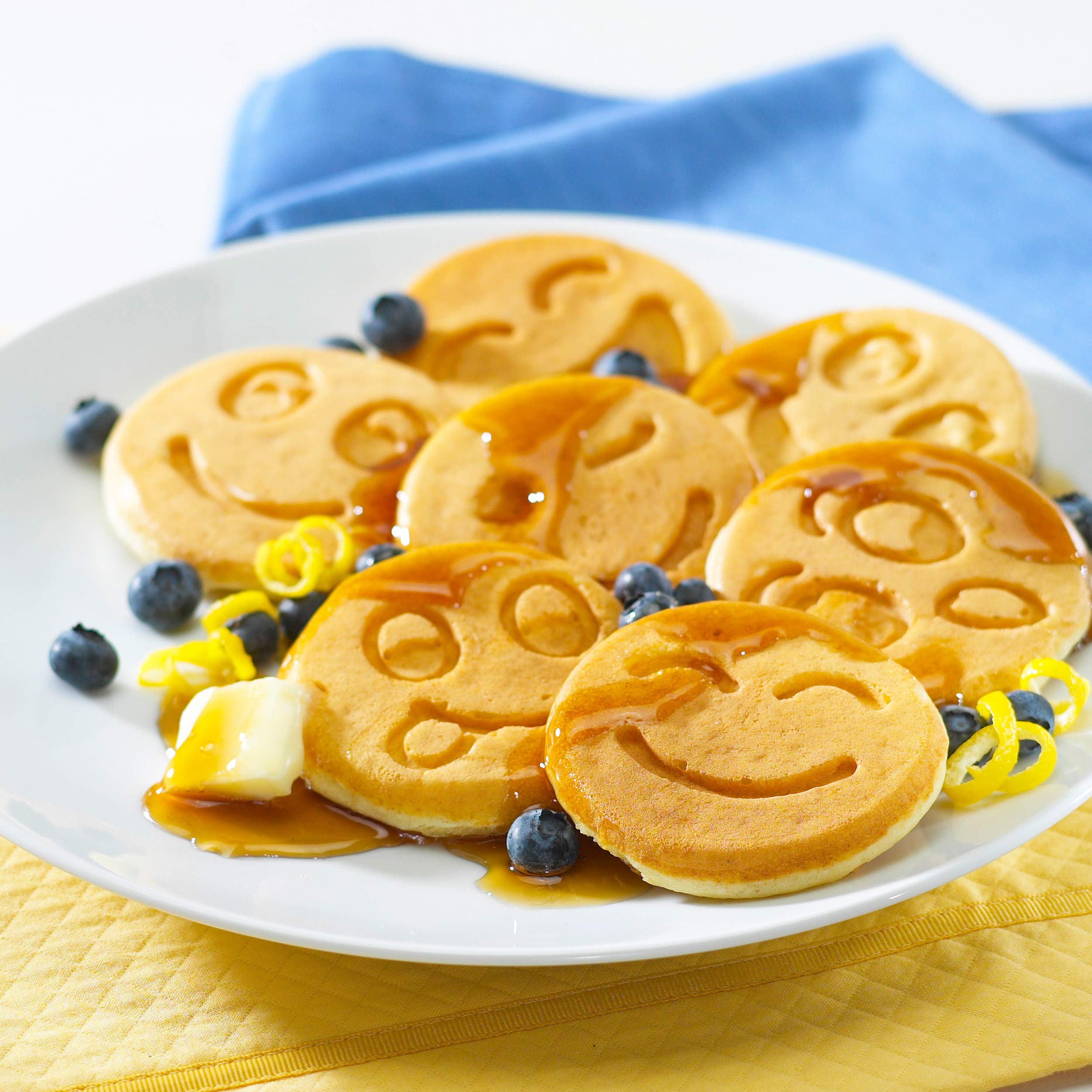 MegaChef Happy Face Emoji 10.5 Inch Aluminum Nonstick Pancake Maker Pan with Cool Touch Handle