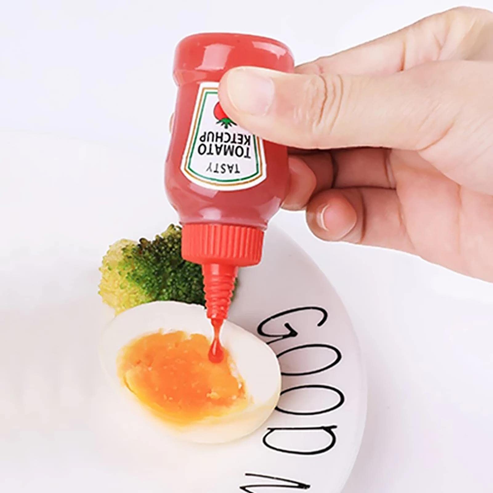 Littryee 2PCS Mini Ketchup Bottles, Refillable Salad Dressing Tomato Ketchup Squeeze Containers Bottle, Portable Condiments Jars Salad Dressing Container Bottle for Kids Adults Bento Box