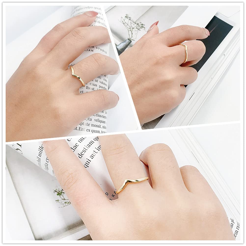 LuckyAmor Statement Heart Promise Ring for Women Plain Pointed Design Stainless Steel Simple Wedding Ring Smooth Polished Surface Silver/Gold Tone (Gold, 9)