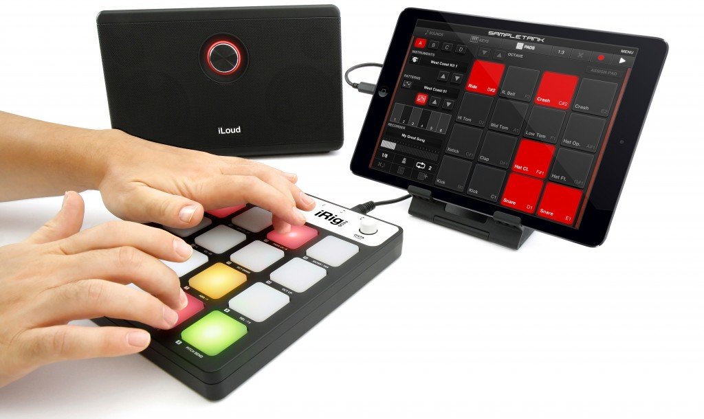 IK Multimedia iRig Pads MIDI groove controller, portable & lightweight MPC-style beat machine with 16 velocity-sensitive backlit rubber pads - studio equipment for iPhone, iPad, Android, Mac, PC